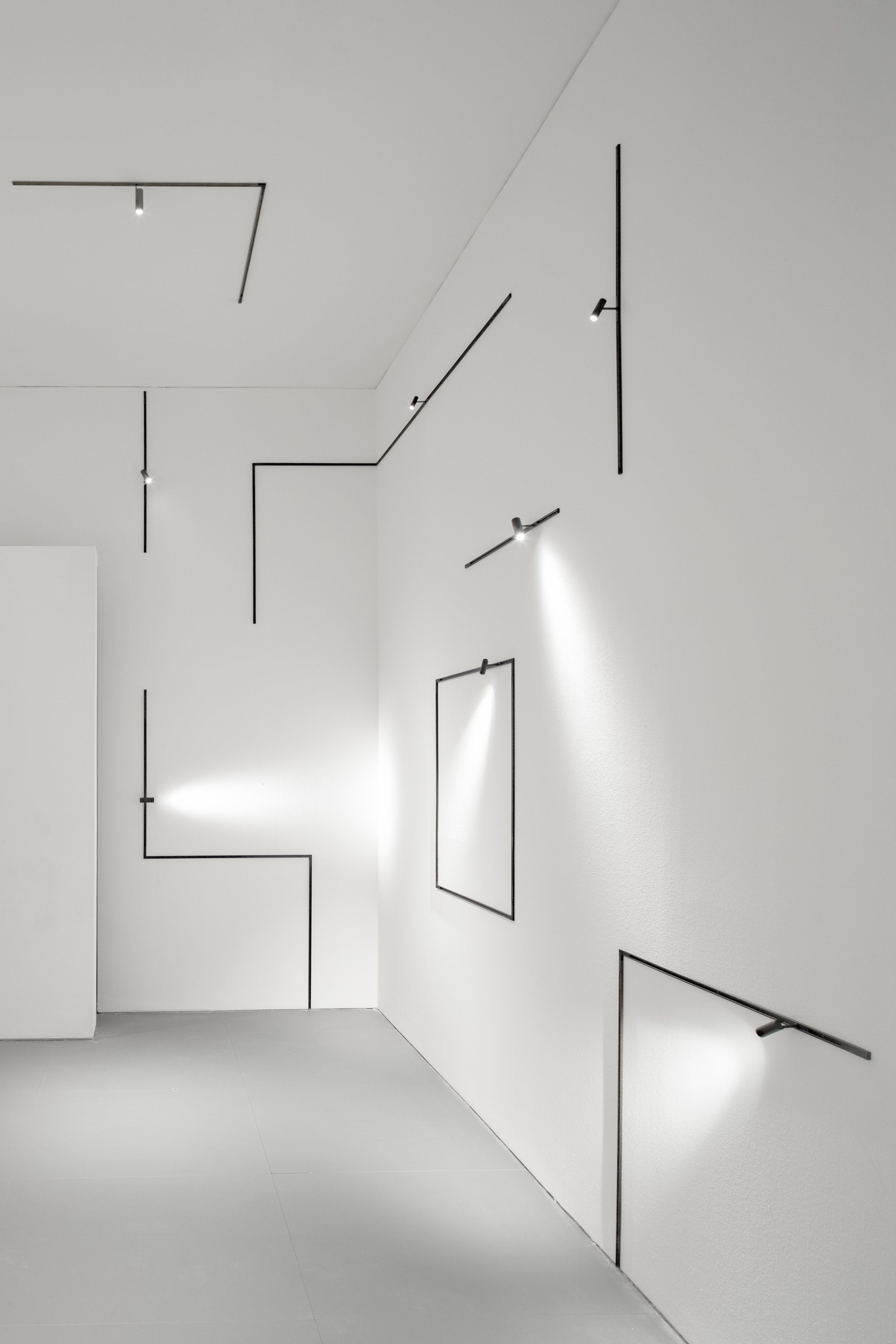 ZERO TRACK Track-Light By Flos