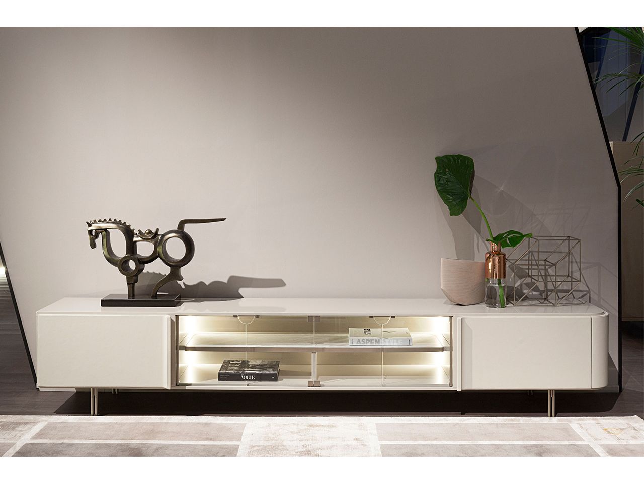 ZERO Lacquered wooden TV cabinet with leather doors By Turri | design ...