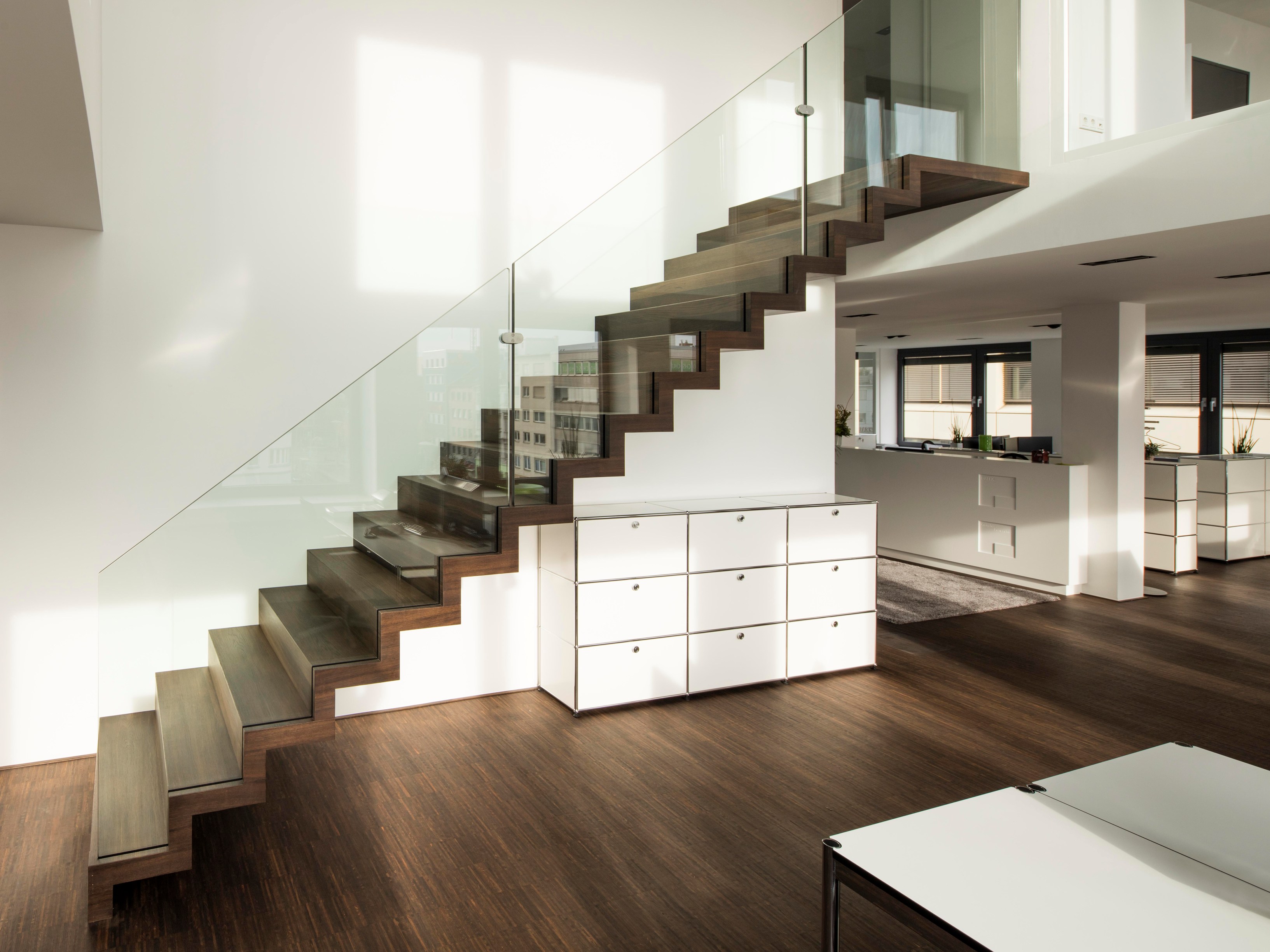 Straight wooden Open staircase ZIG-ZAG STRAIGHT By Siller Treppen