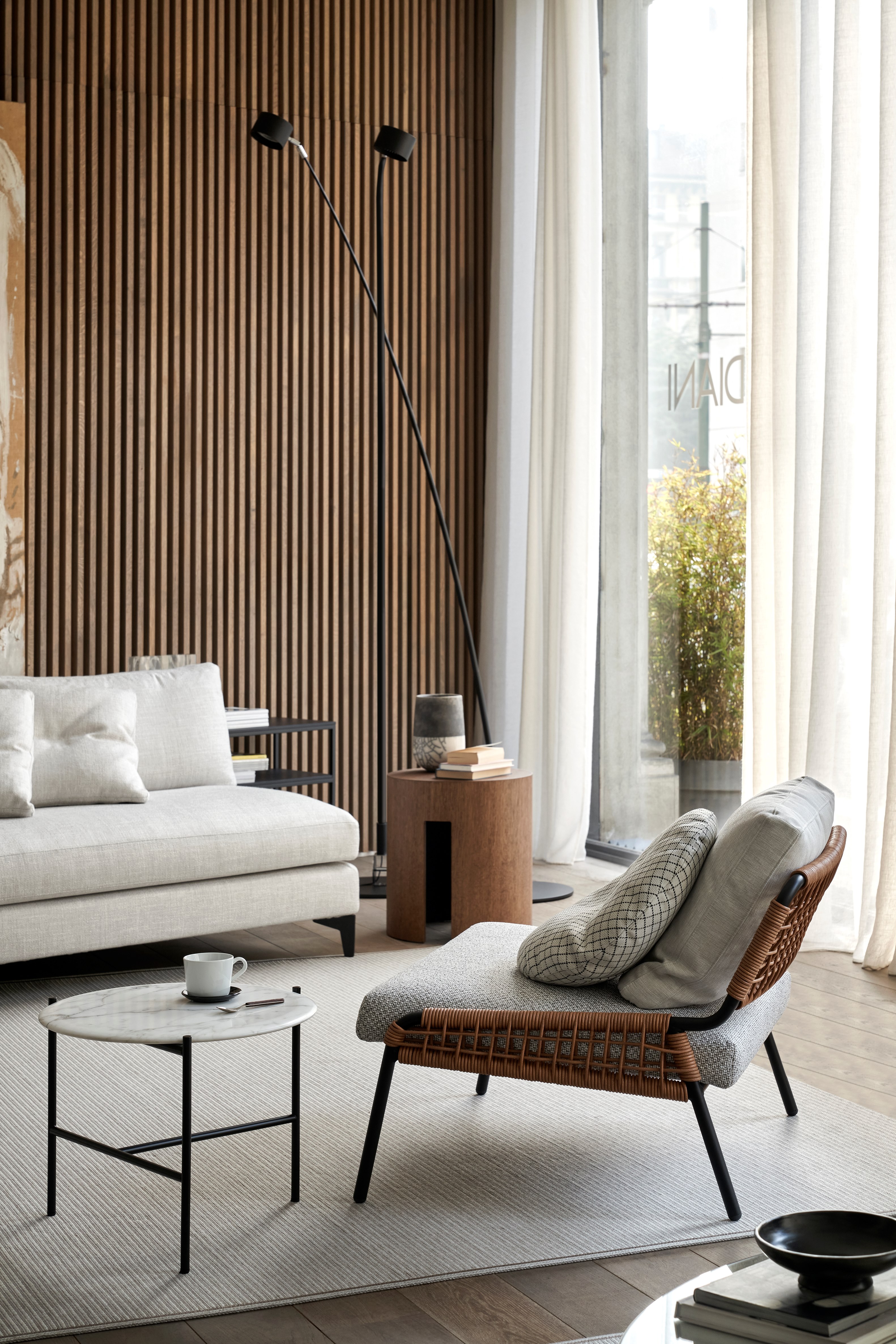 ZOE Fabric and leather armchair By Meridiani | design Andrea Parisio