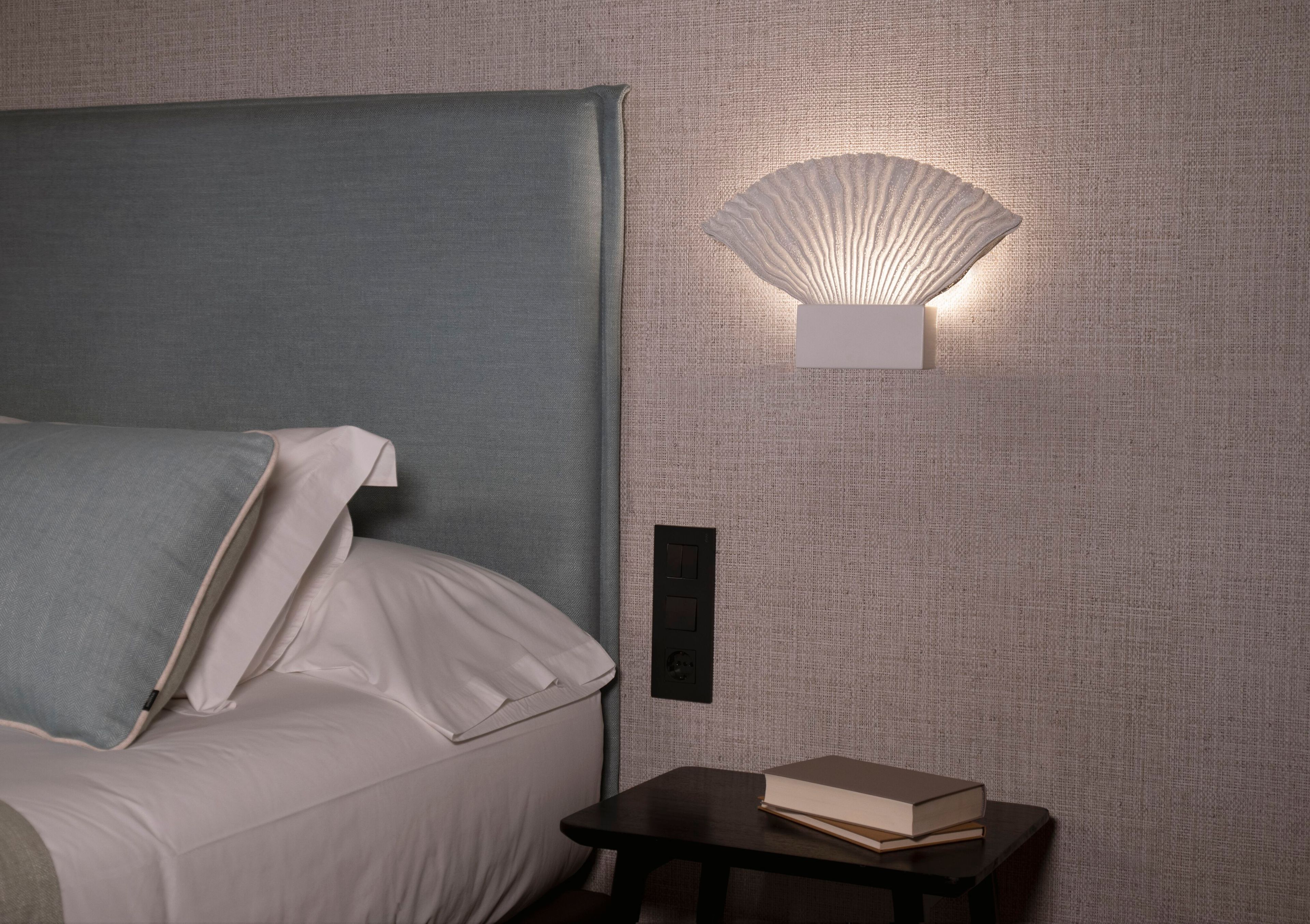 VENUS Wall lamp By a-emotional light