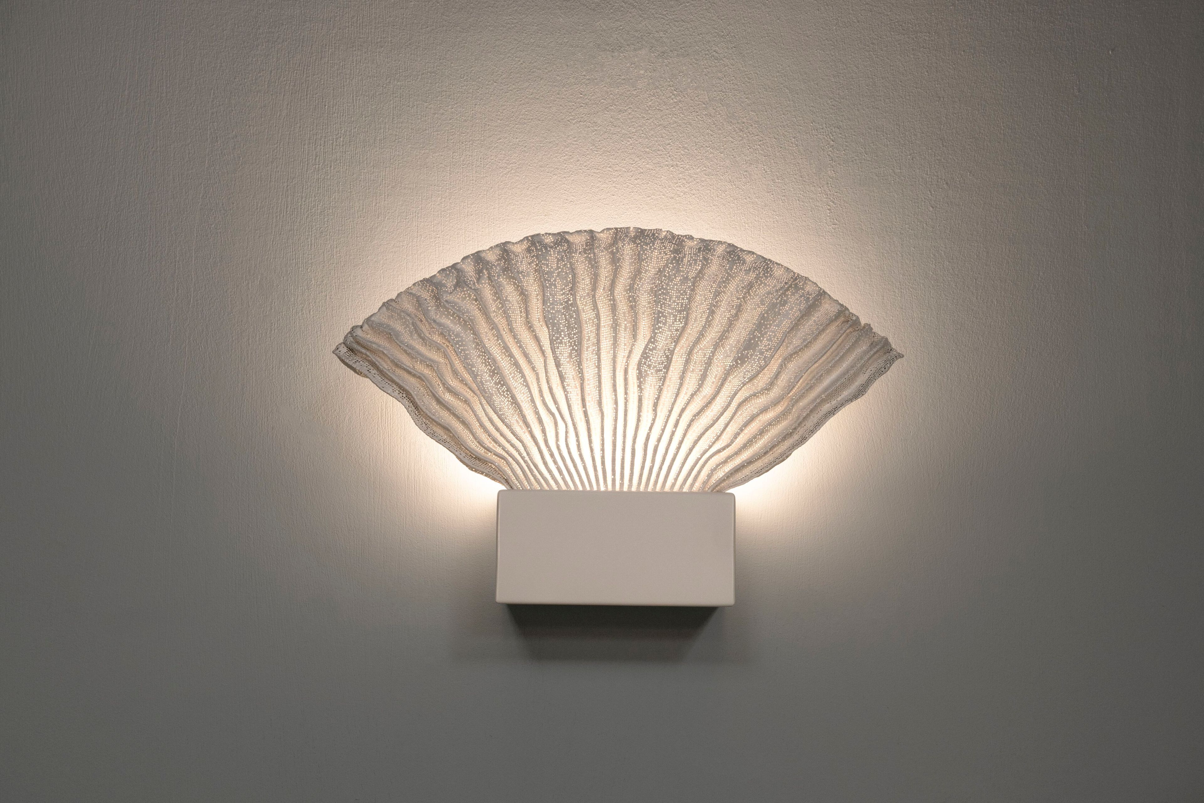 VENUS Wall lamp By a-emotional light