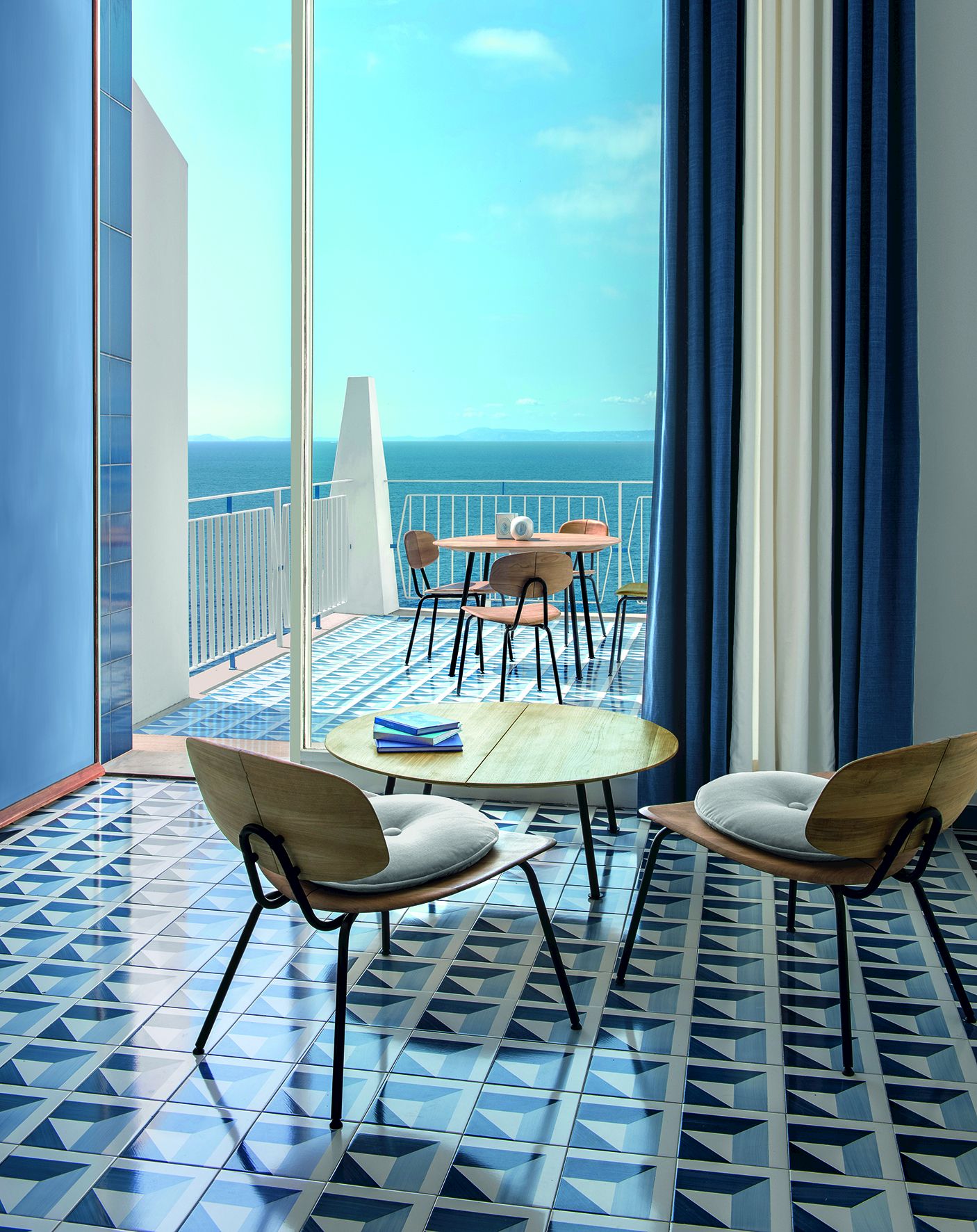 AGAVE | Round coffee table Agave Collection By Ethimo design Mattia Albicini