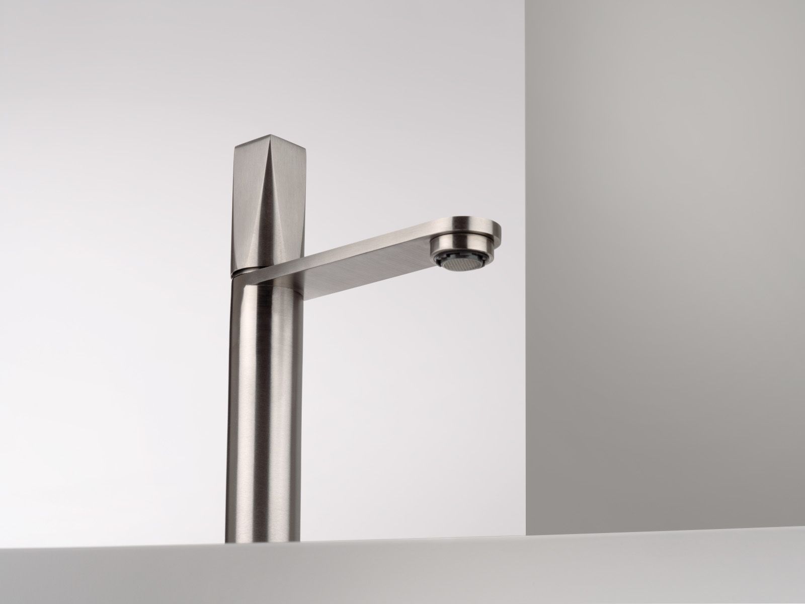ALINE washbasin tap By Rubinetterie Frattini design Marco Piva