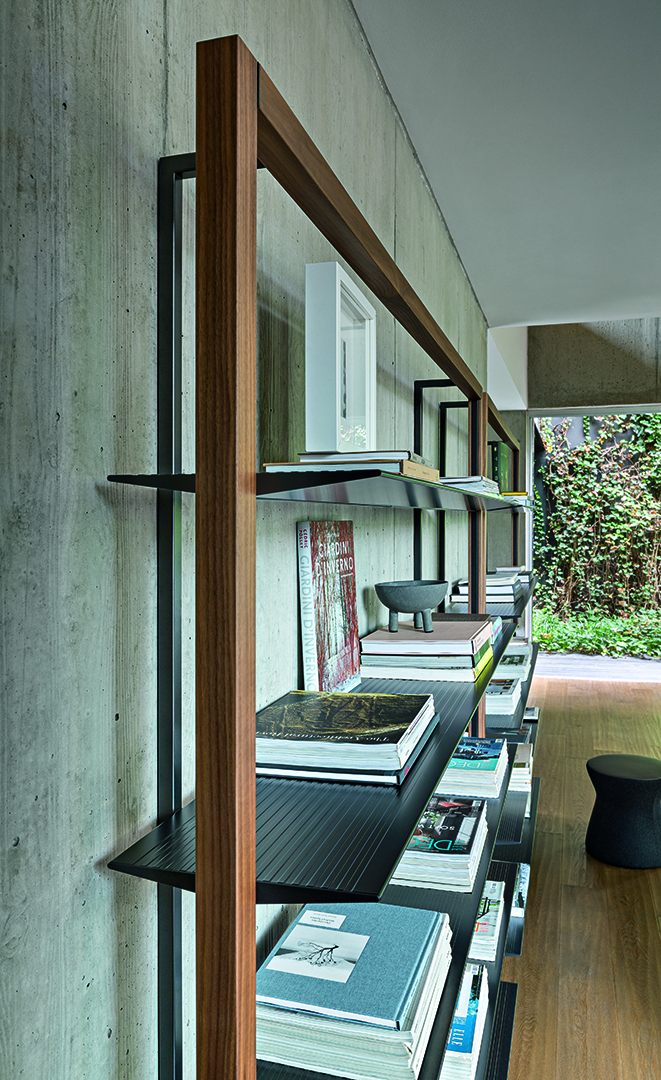 Wall-mounted aluminium and wood bookcase ALIX By Bonaldo design Silvia ...