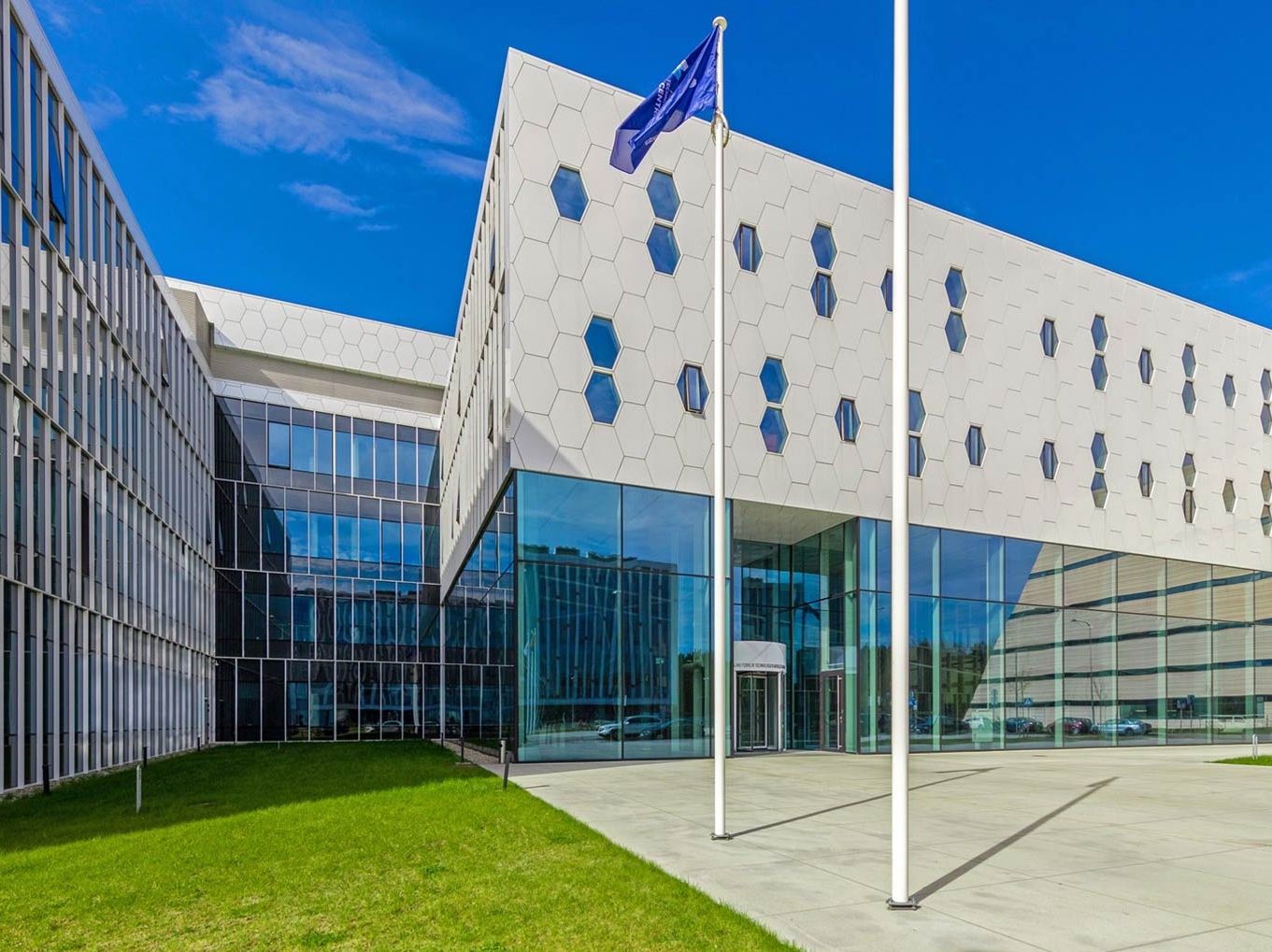 ALUCOBOND® sparkling Composite material facade panel By 3A Composites