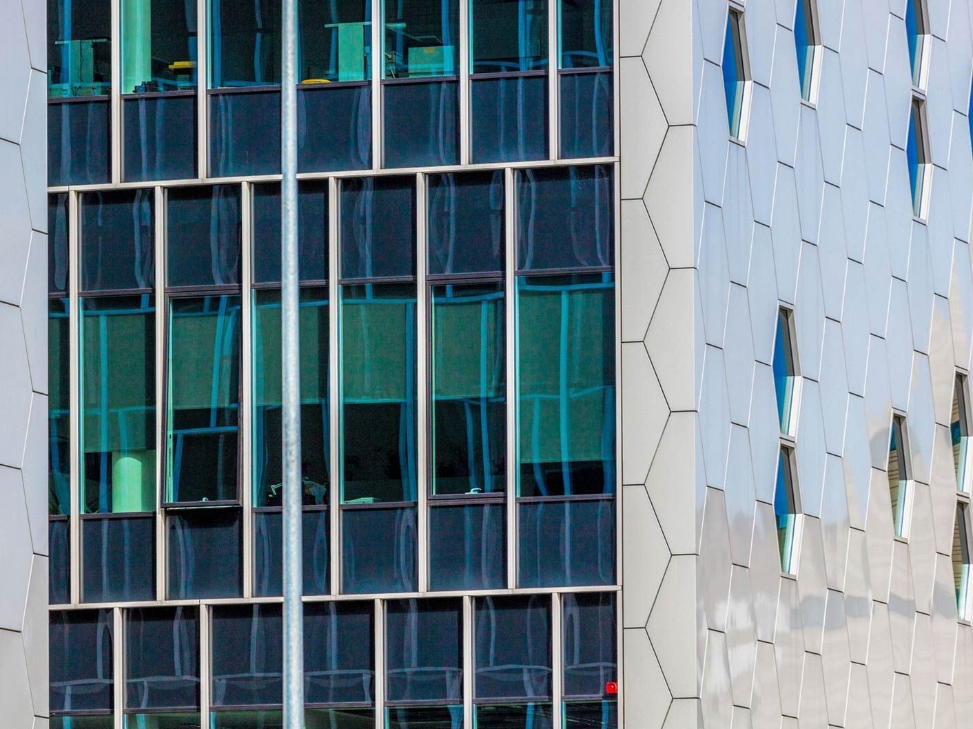 ALUCOBOND® sparkling Composite material facade panel By 3A Composites