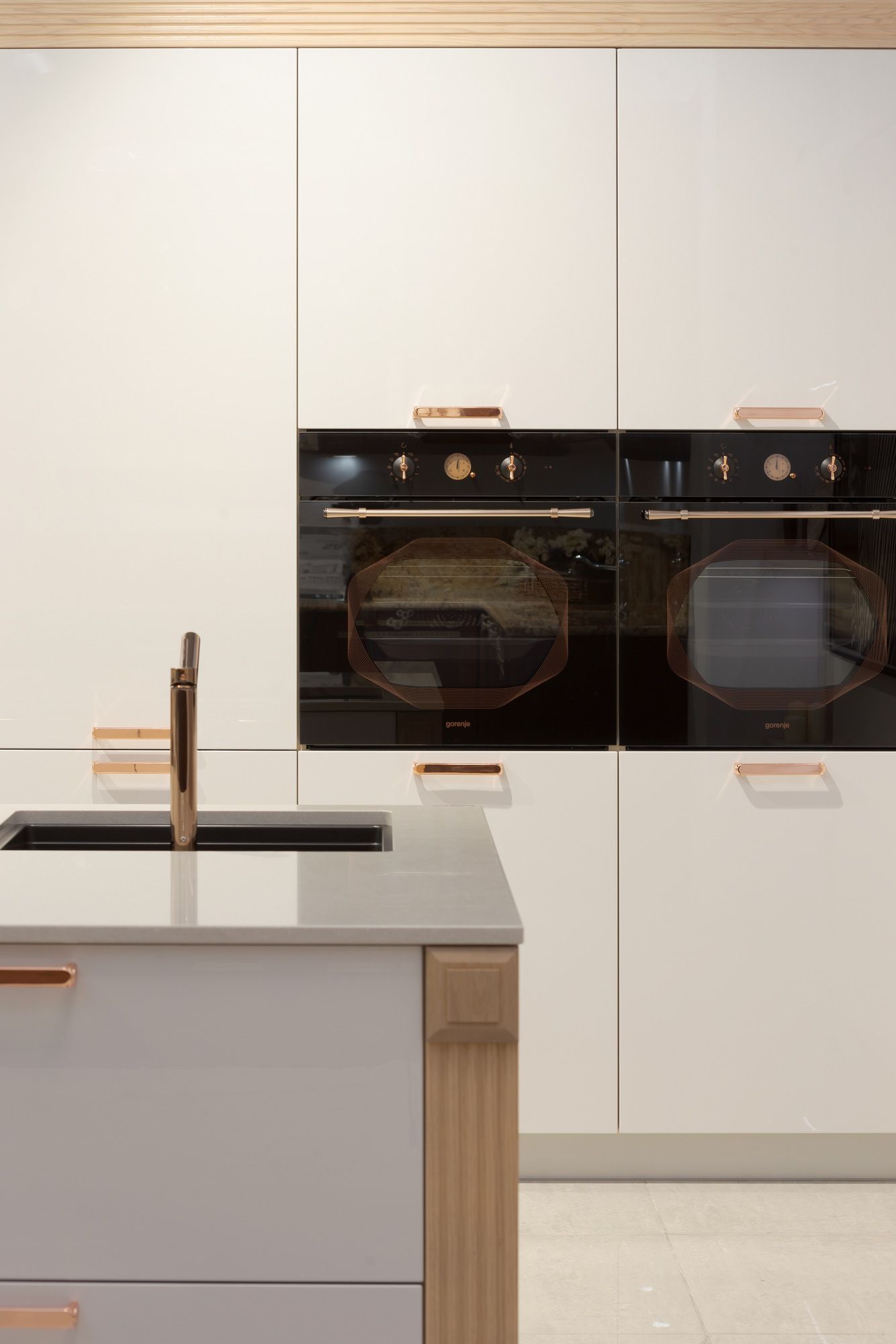 Oak kitchen with island ANDANTA Andanta Collection By Driada