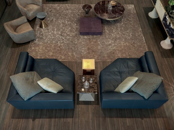 ANSEL Upholstered leather day bed By Longhi | design Giuseppe Viganò