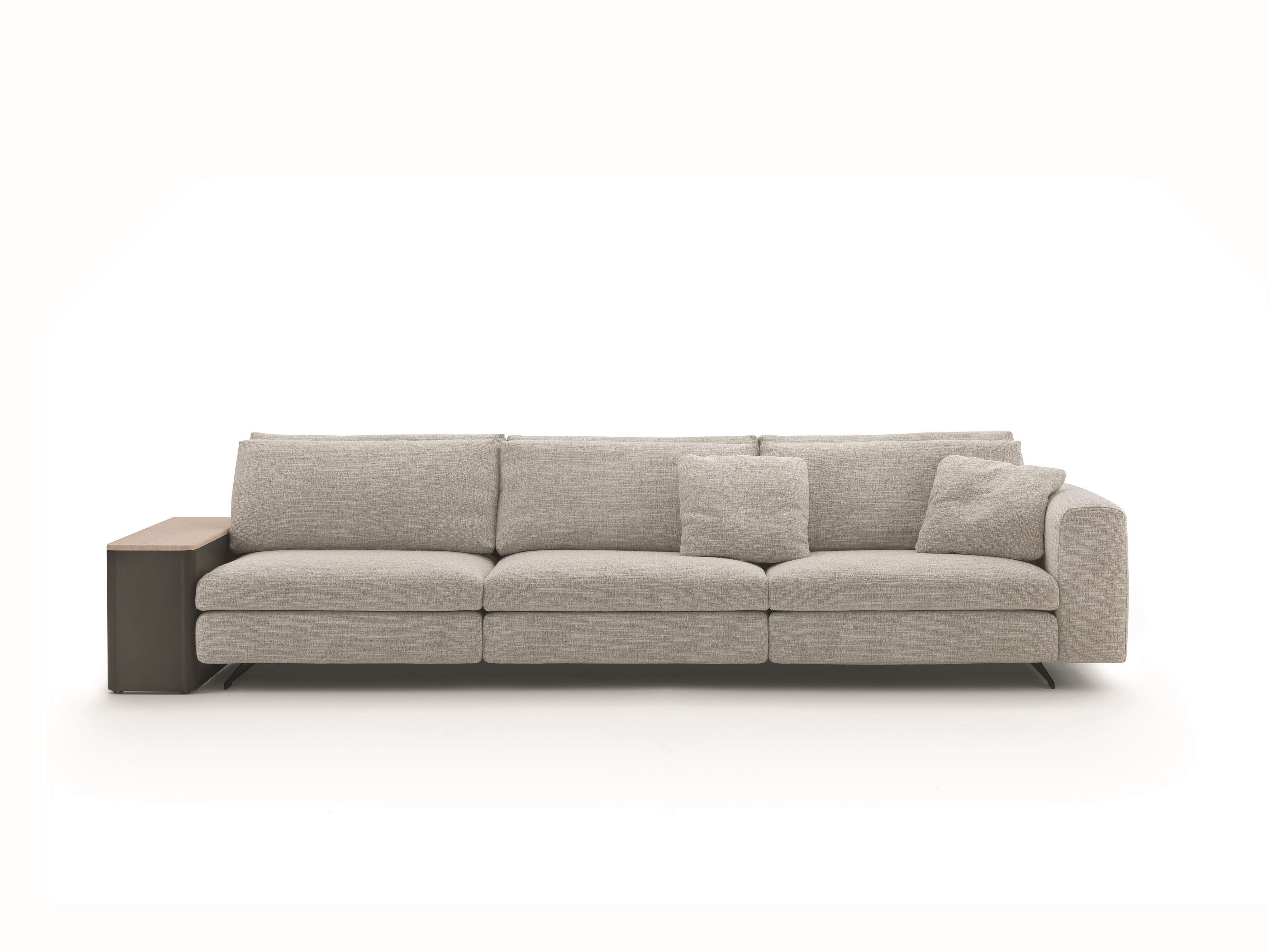 LEENUS Sofa By arflex
