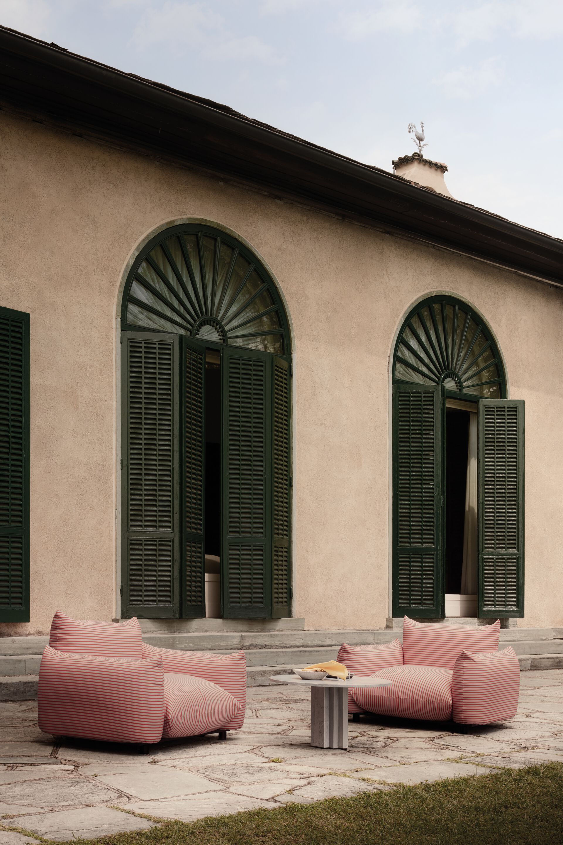 SCALEA Coffee table By arflex | design Bernhardt & Vella