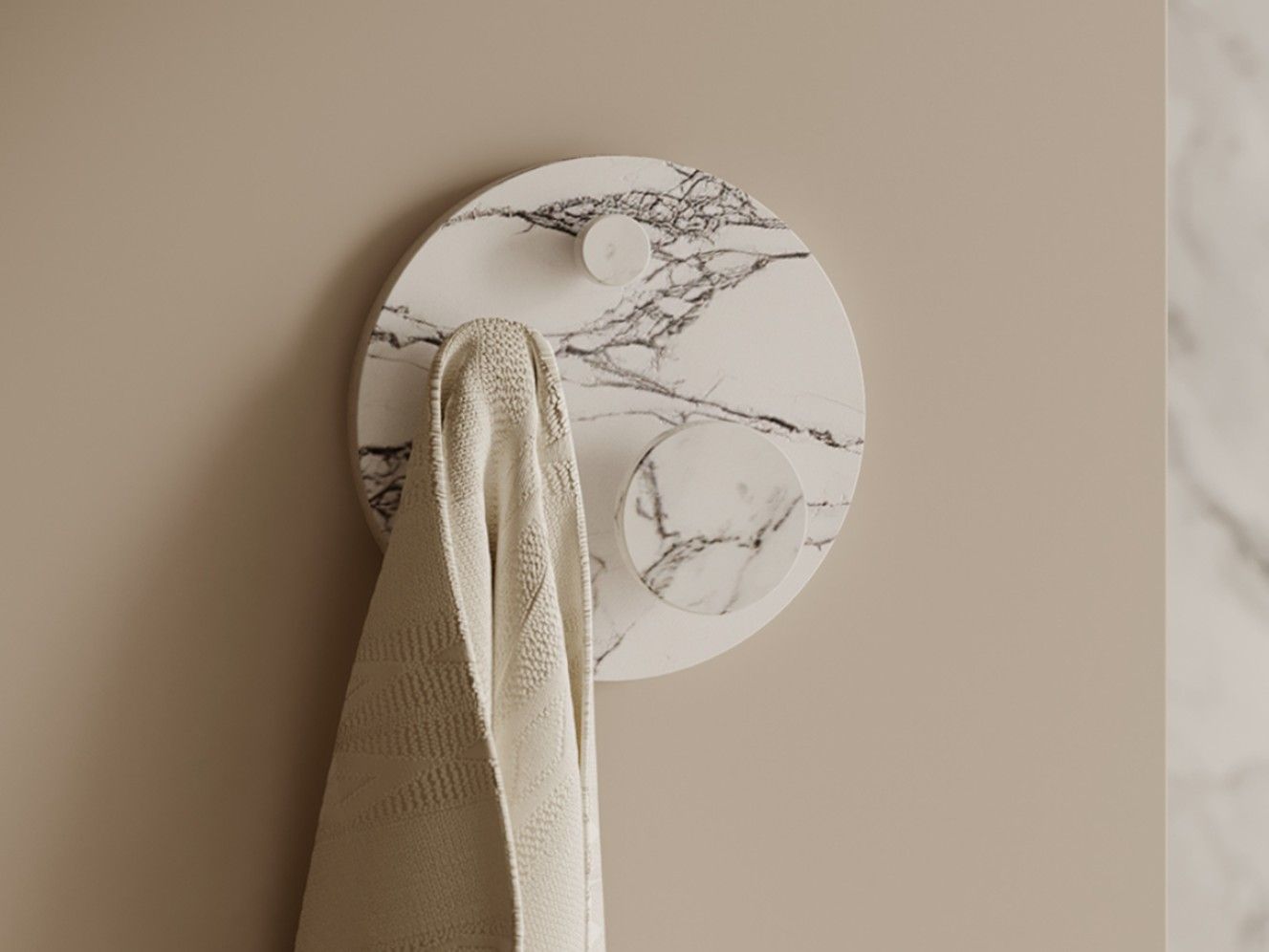 Wall-mounted marble coat rack ARO LARGE ARABESCATO By Maami Home