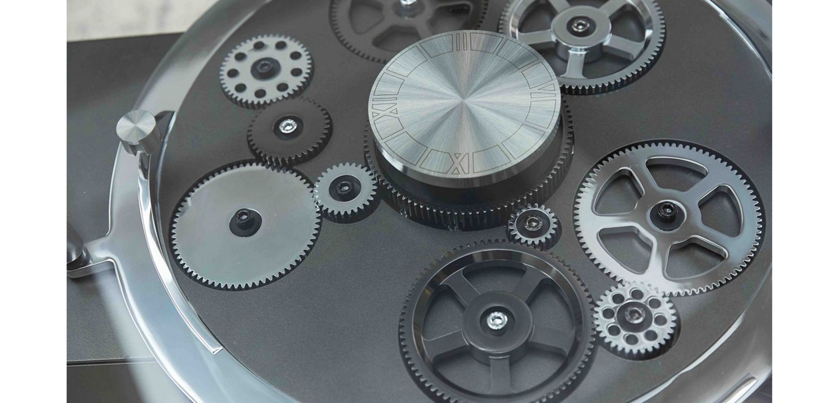 ASTROLAB 2.0 Extending rectangular glass and aluminium table By Roche ...