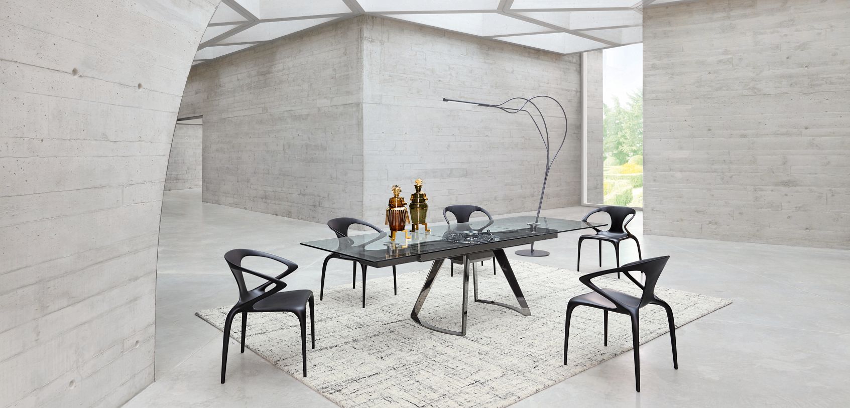 ASTROLAB 2.0 Extending rectangular glass and aluminium table By Roche ...