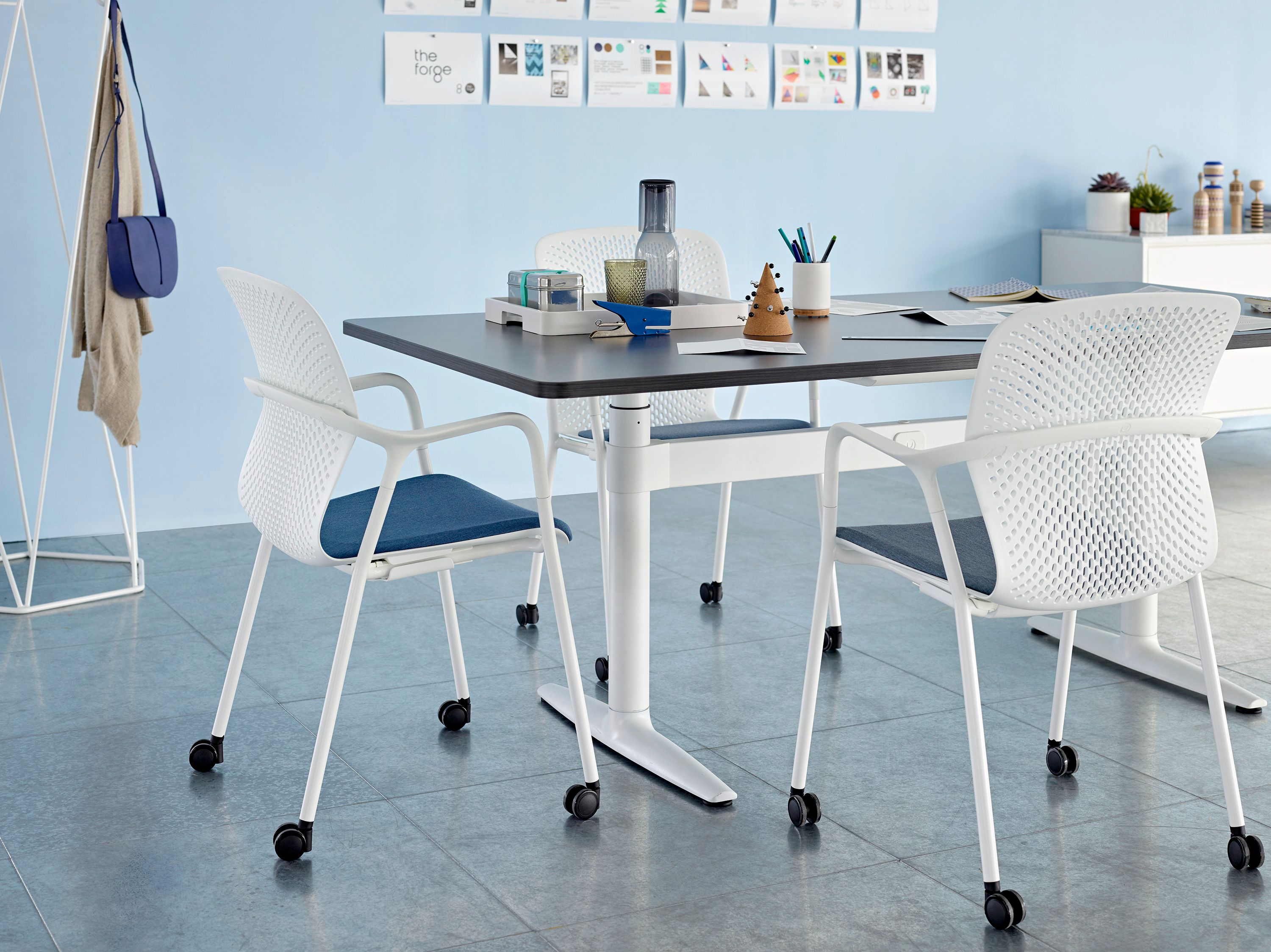 ATLAS OFFICE LANDSCAPE Height-adjustable office desk By Herman Miller ...