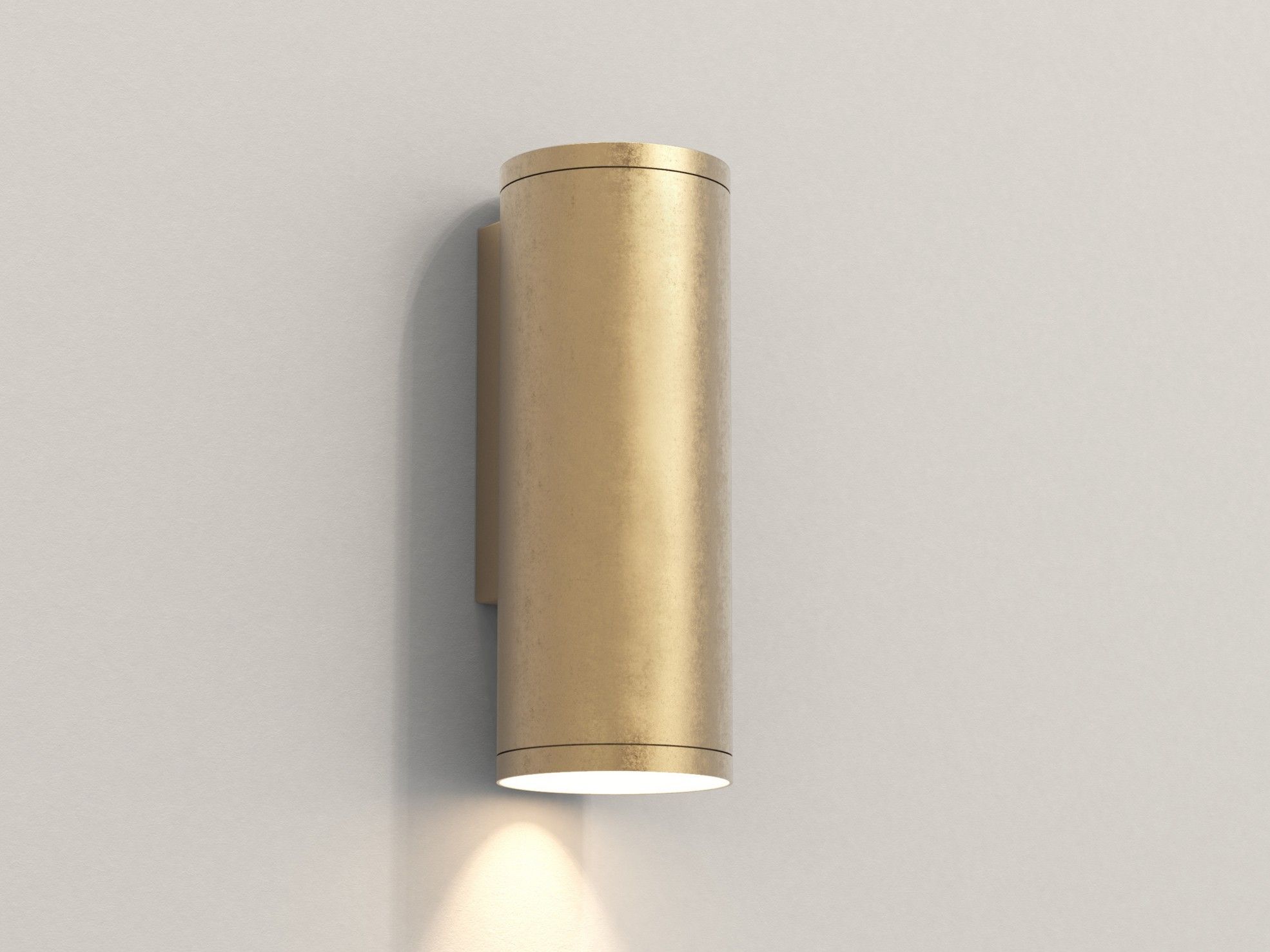 AVA 200 | Brass outdoor wall lamp By Astro Lighting