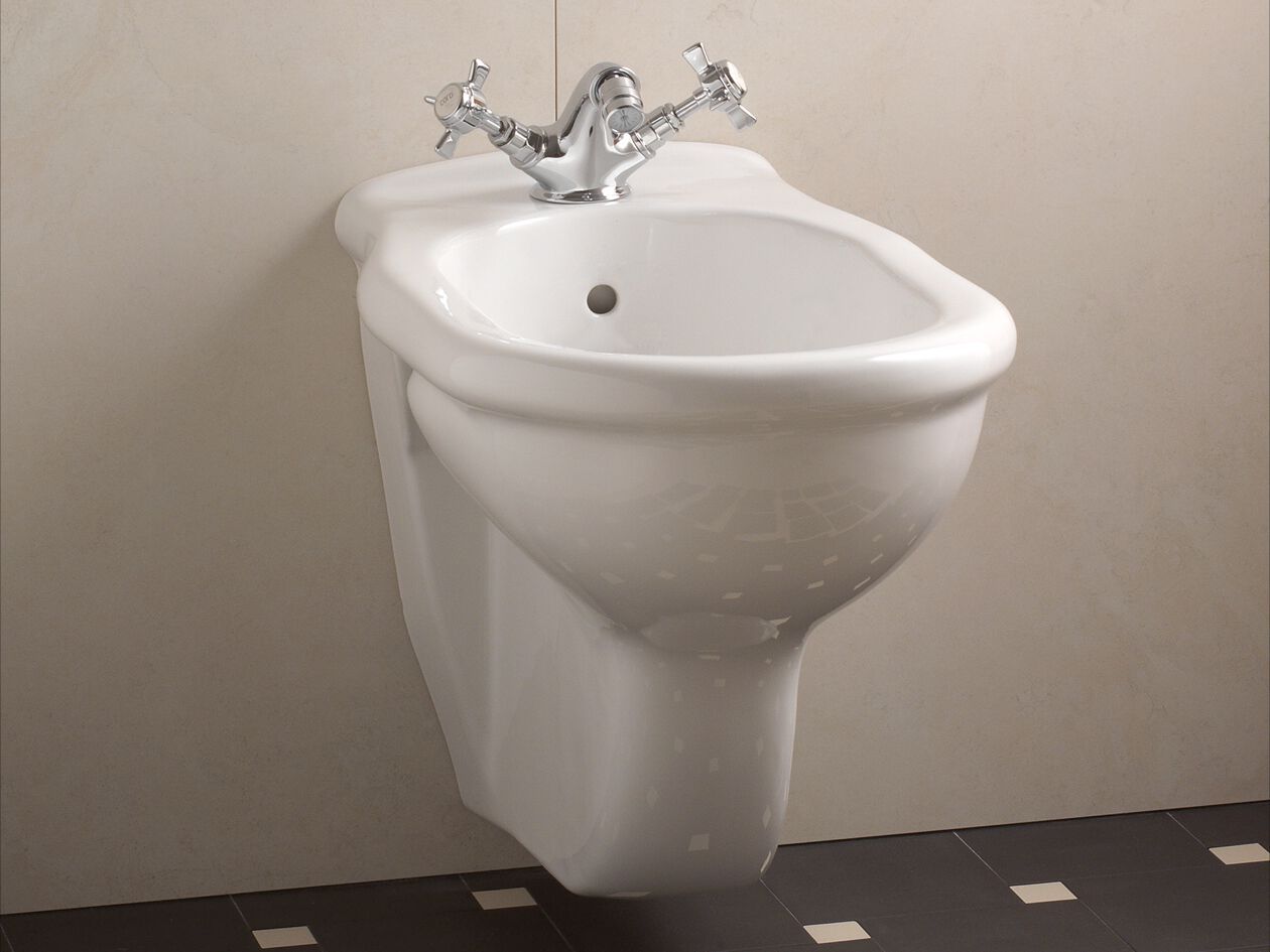 NEW ETOILE Wall-hung ceramic bidet with overflow By Devon&Devon