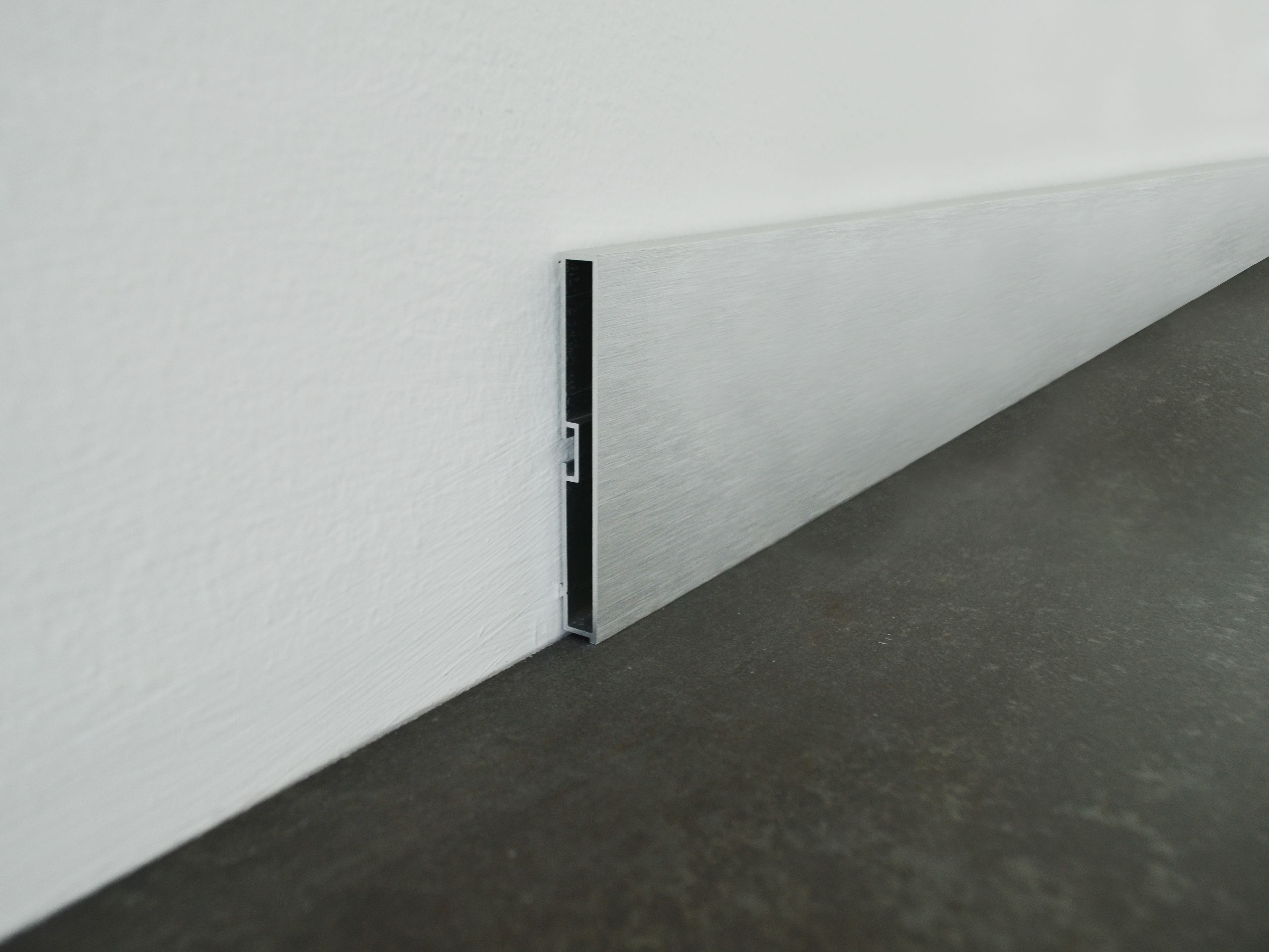 BAS | Skirting board Anodized aluminium Skirting board By PROFILITEC