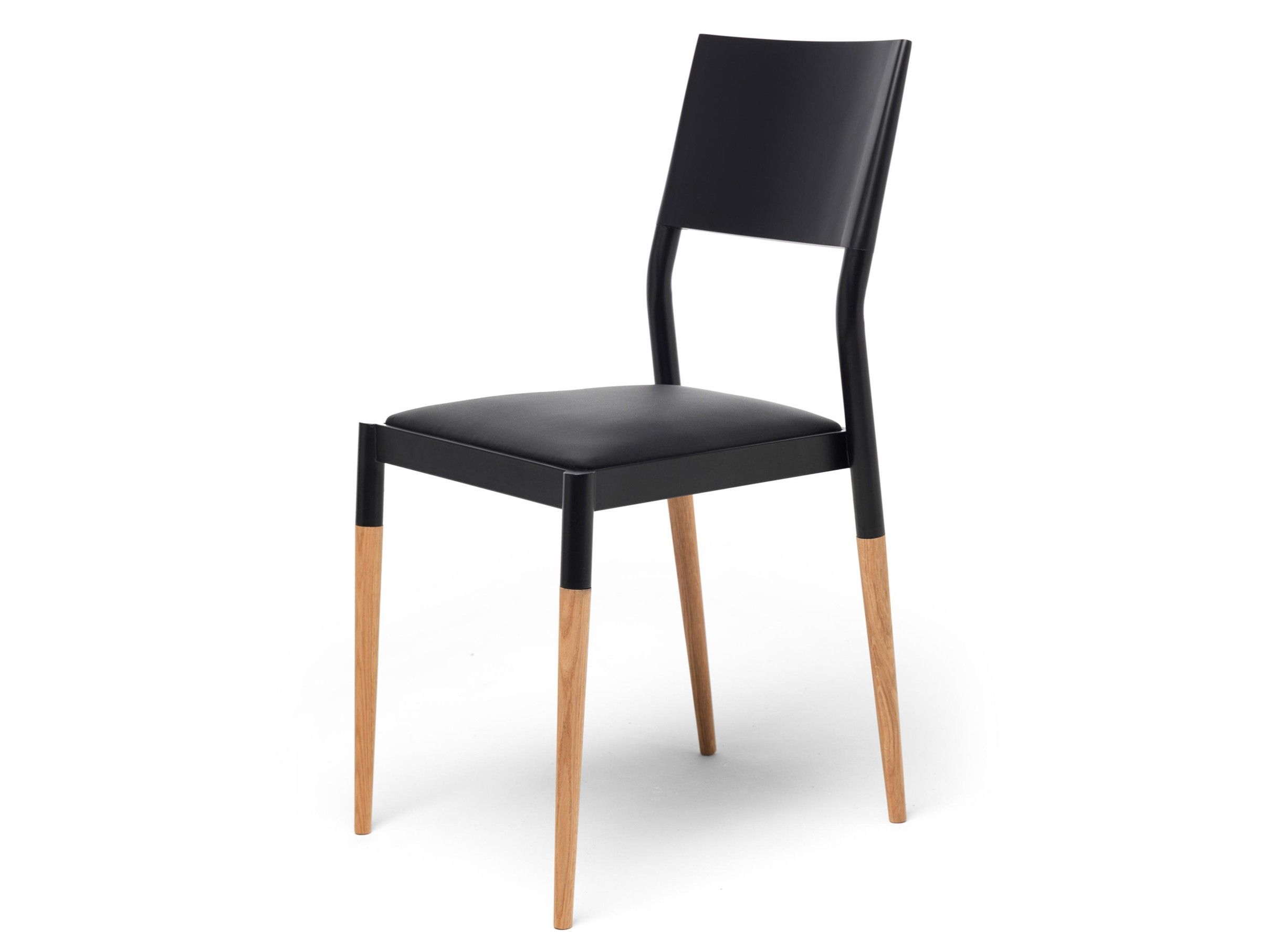 BIC Chaise By EPÒNIMO