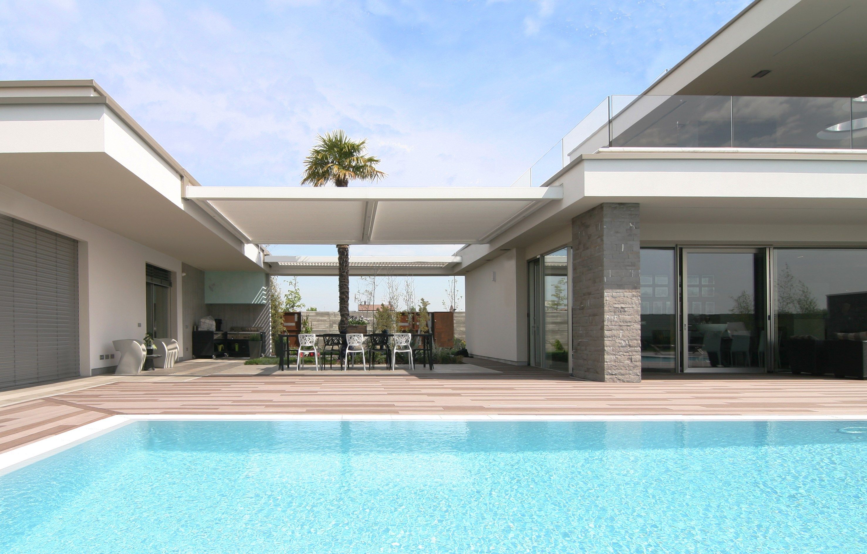 BLADE 180 | Wall-mounted pergola By STUDIO 66