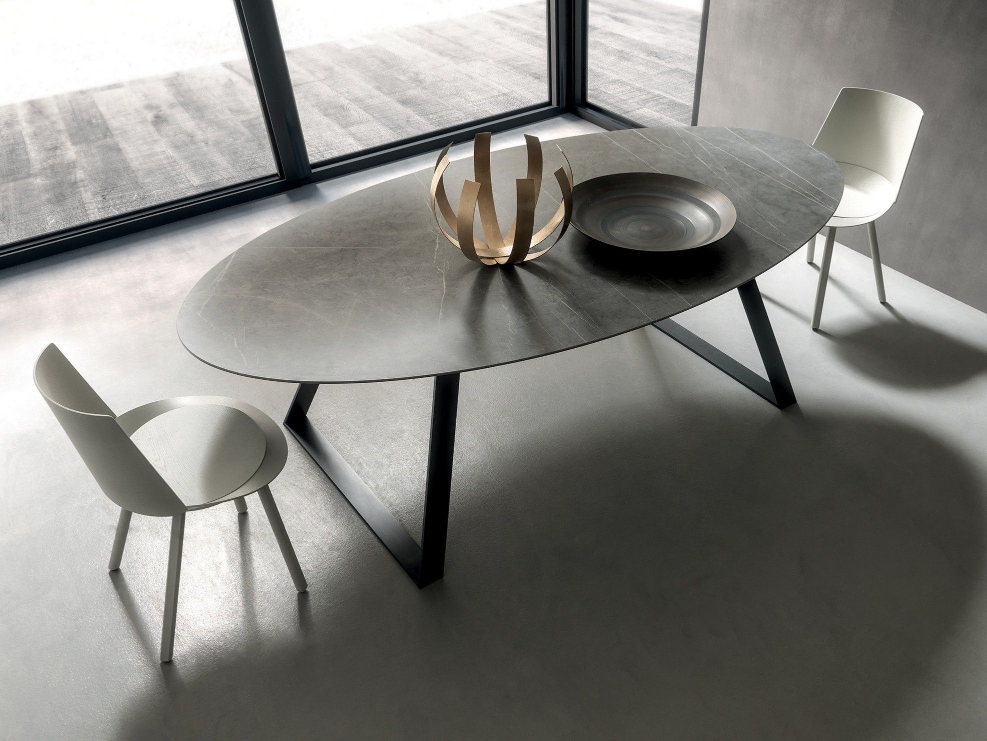 BLADE | Oval table By MODULNOVA design Carlo Presotto, Andrea Bassanello