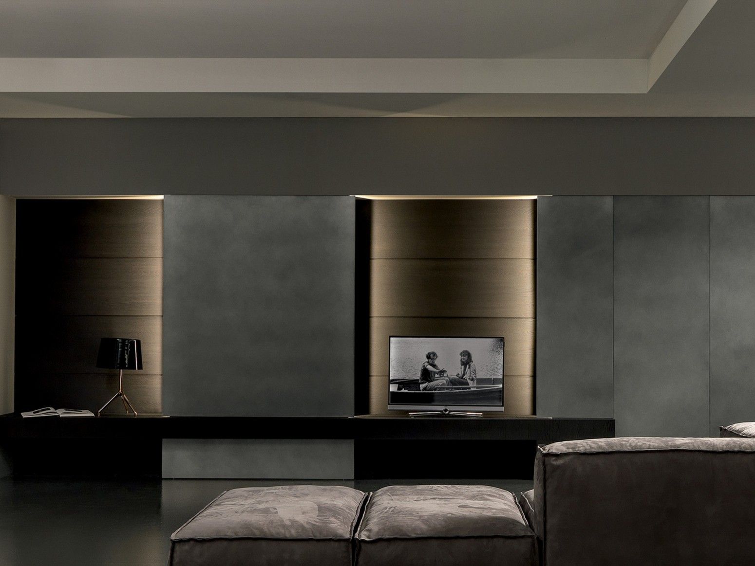 BLADE | Storage wall with integrated lighting Blade Collection By MODULNOVA