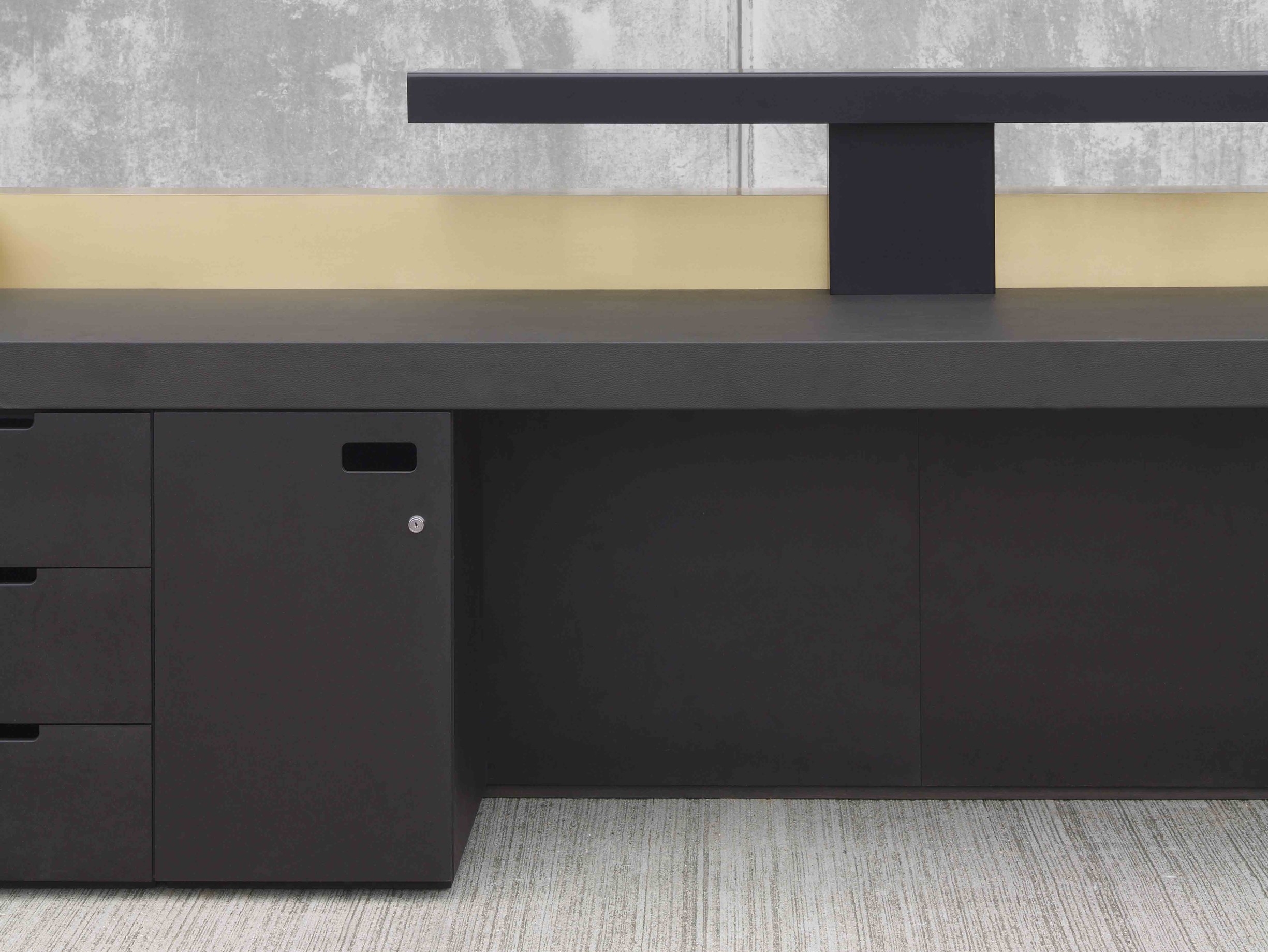 BLOK | Banco reception in ottone Collezione Blok By Isomi design Paul ...