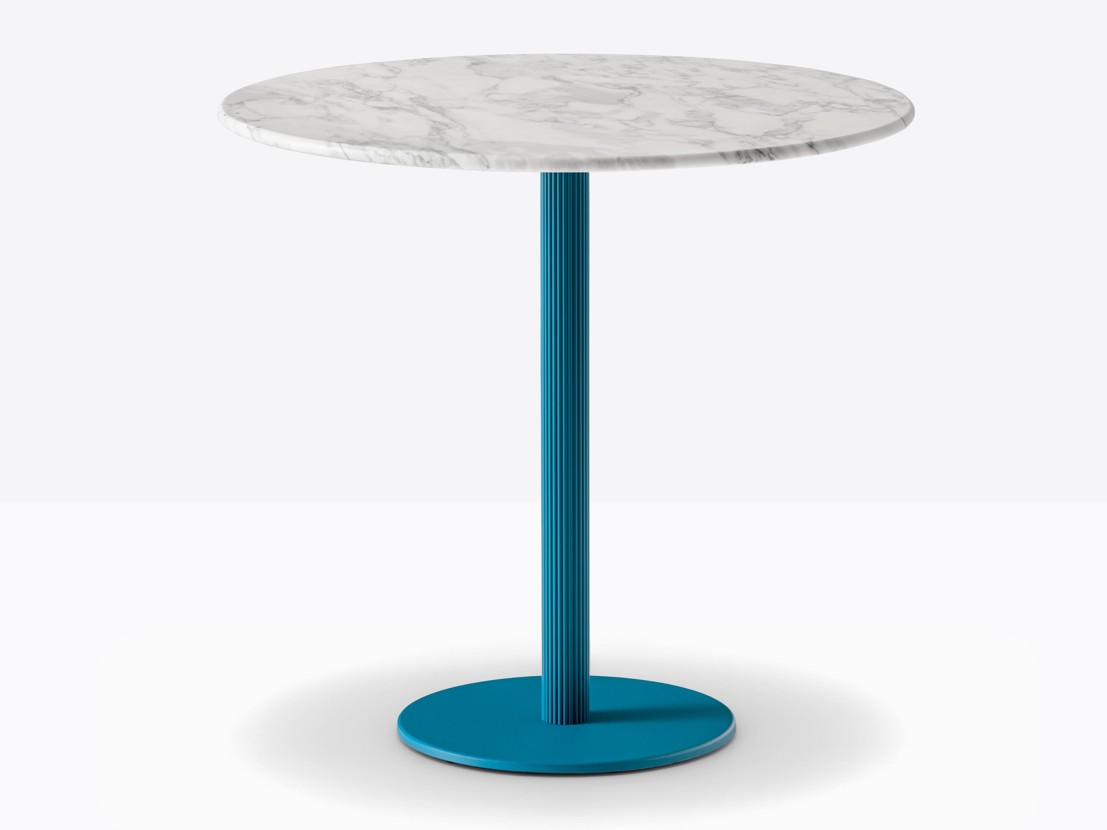 BLUME | Round table By Pedrali design Sebastian Herkner