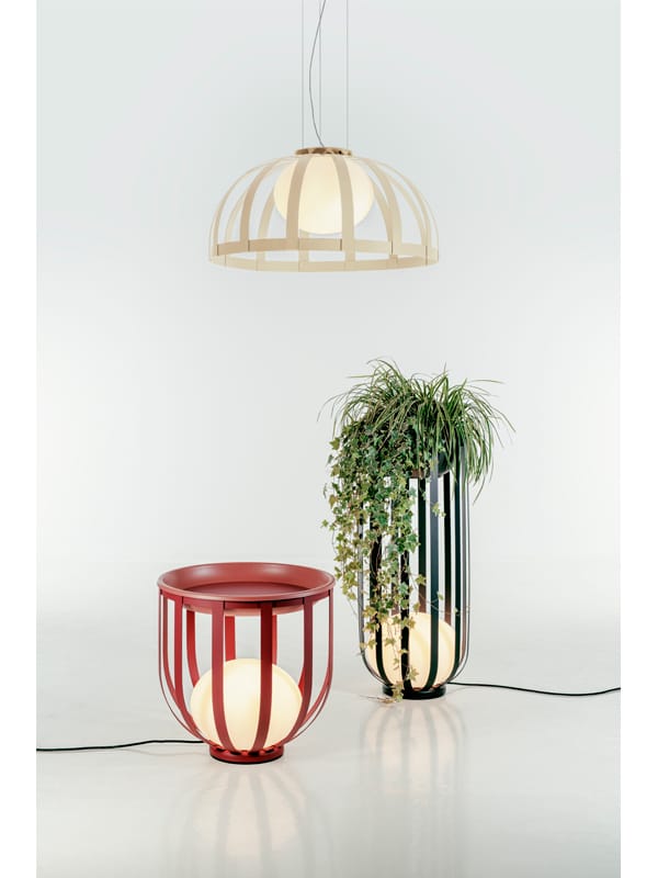 BOLS Polyethylene planter / floor lamp By Estiluz | design Mermelada Estudio
