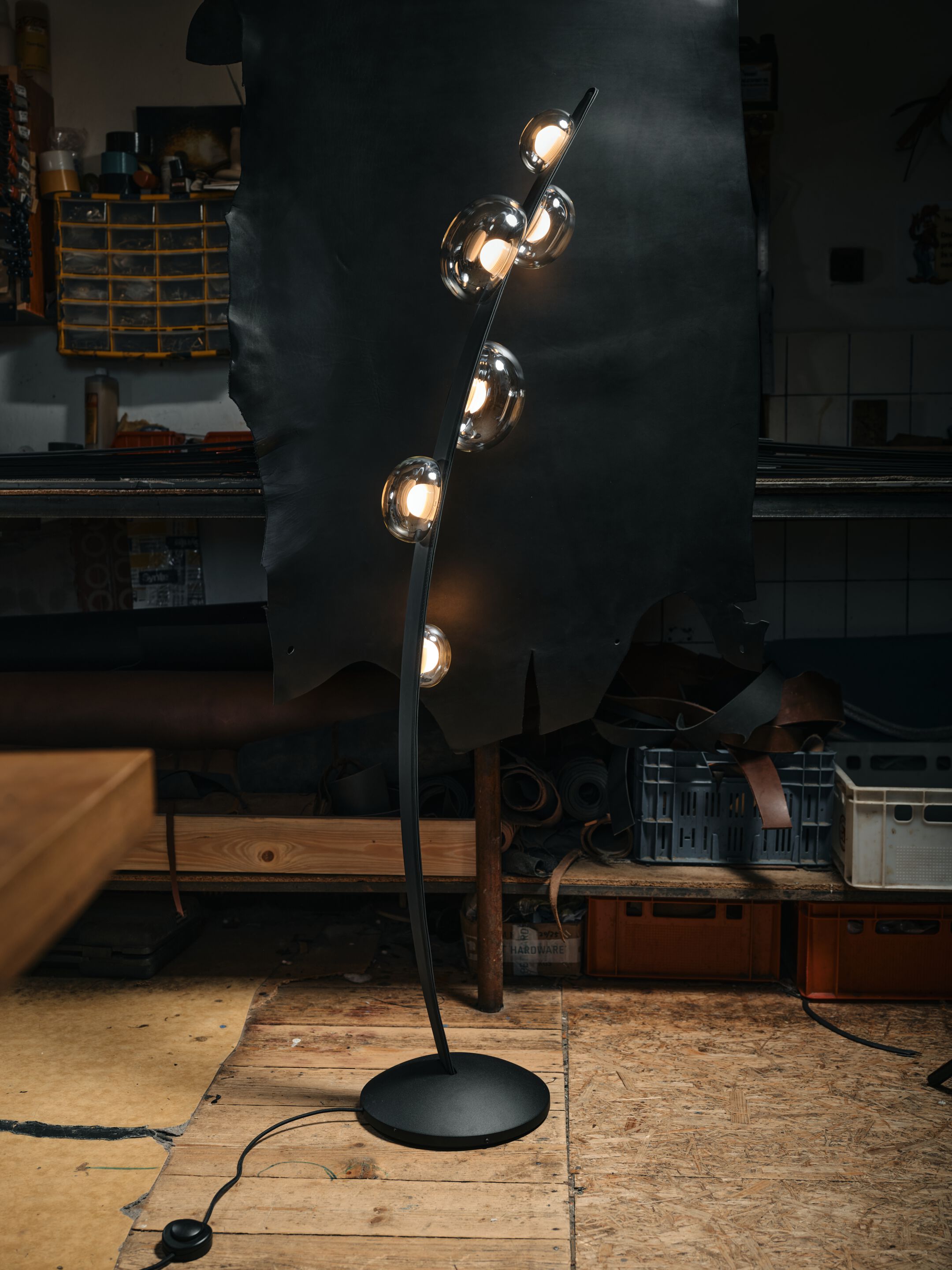 DEW DROPS Floor lamp By Bomma