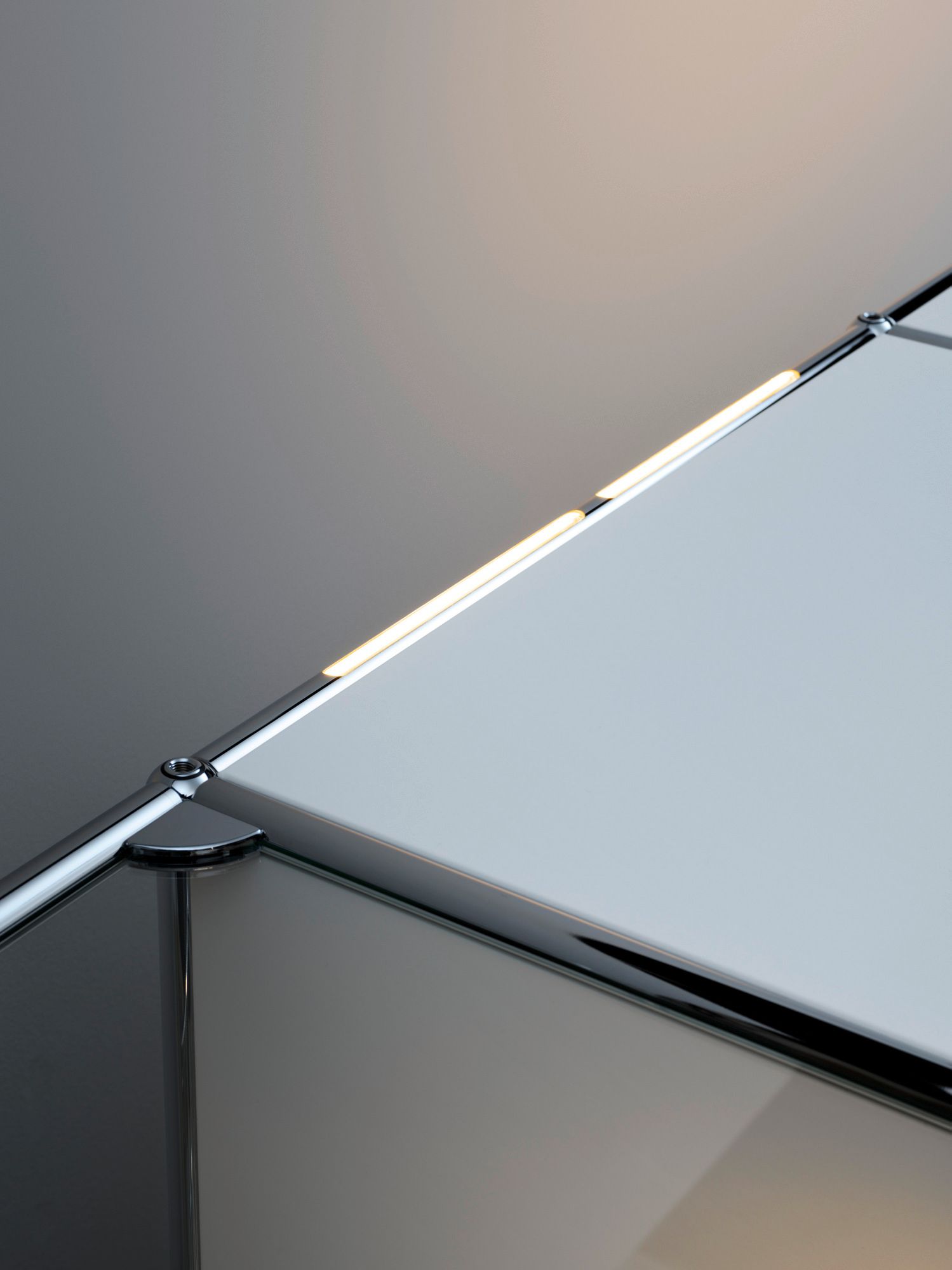 USM HALLER E | Modular shelving unit By USM