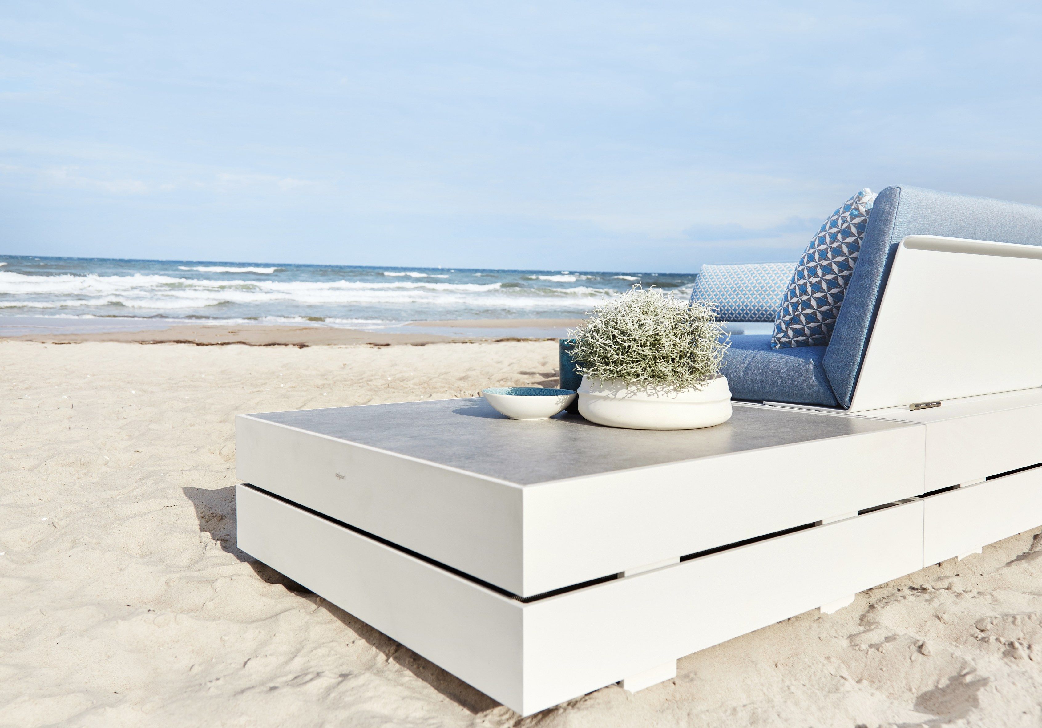 BOXX LOUNGE | Sectional garden sofa Boxx Collection By solpuri design Karsten Weigel