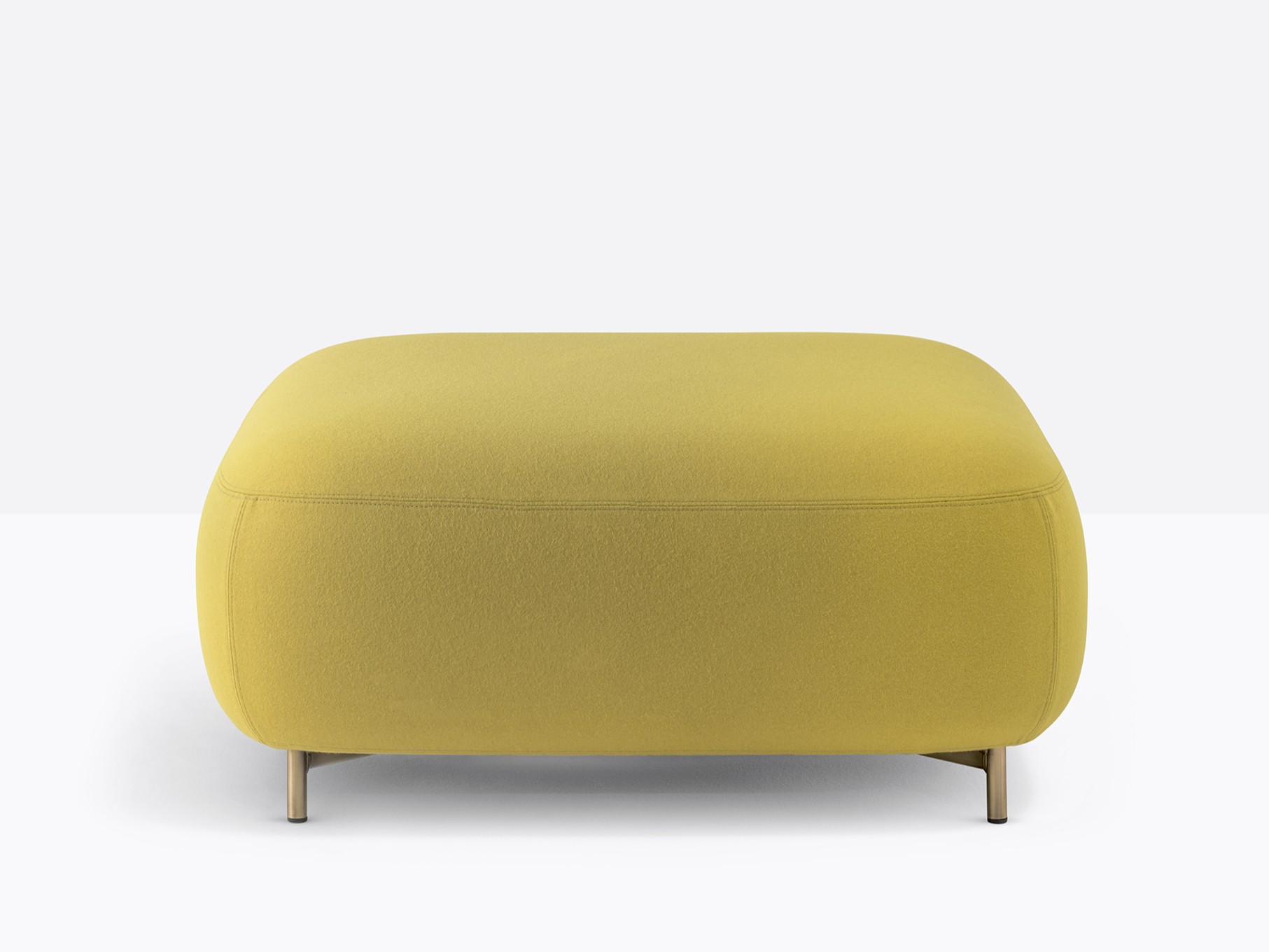 Upholstered square fabric pouf BUDDY 212 Buddy Collection By Pedrali ...