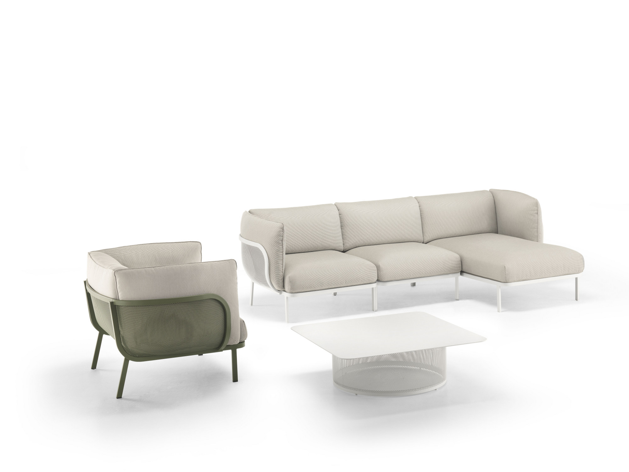 CABLA Round stainless steel garden side table By Emu | design LucidiPevere