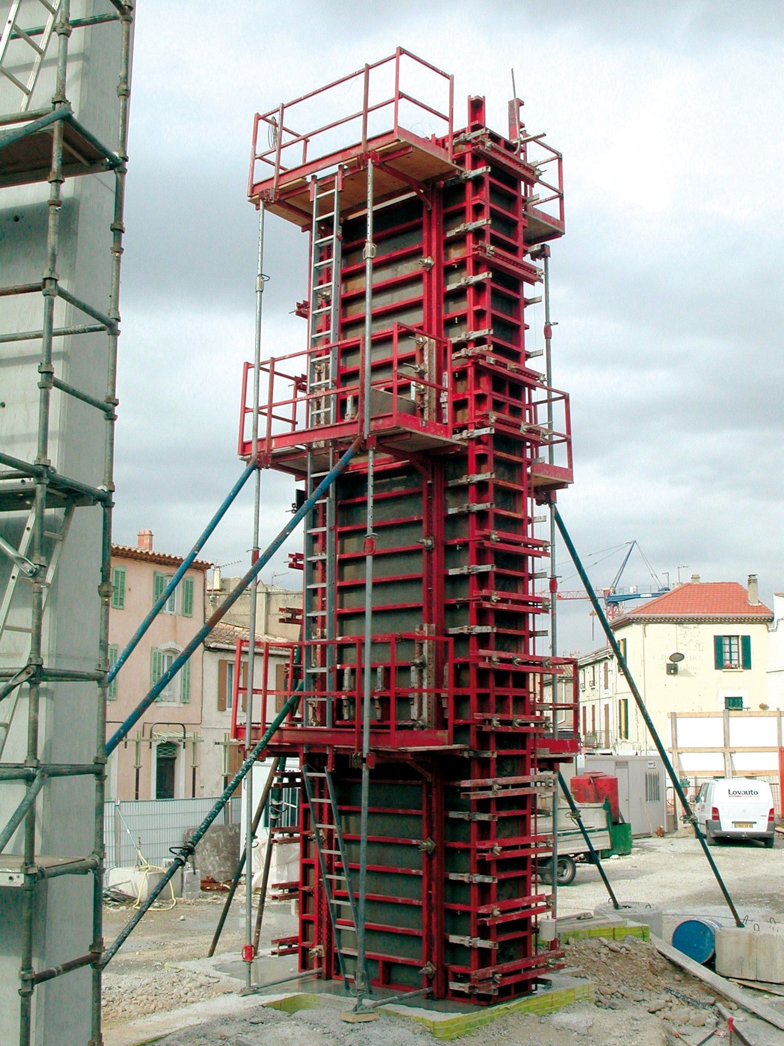 Formwork system for load-bearing wall Formworks for Columns By ULMA ...