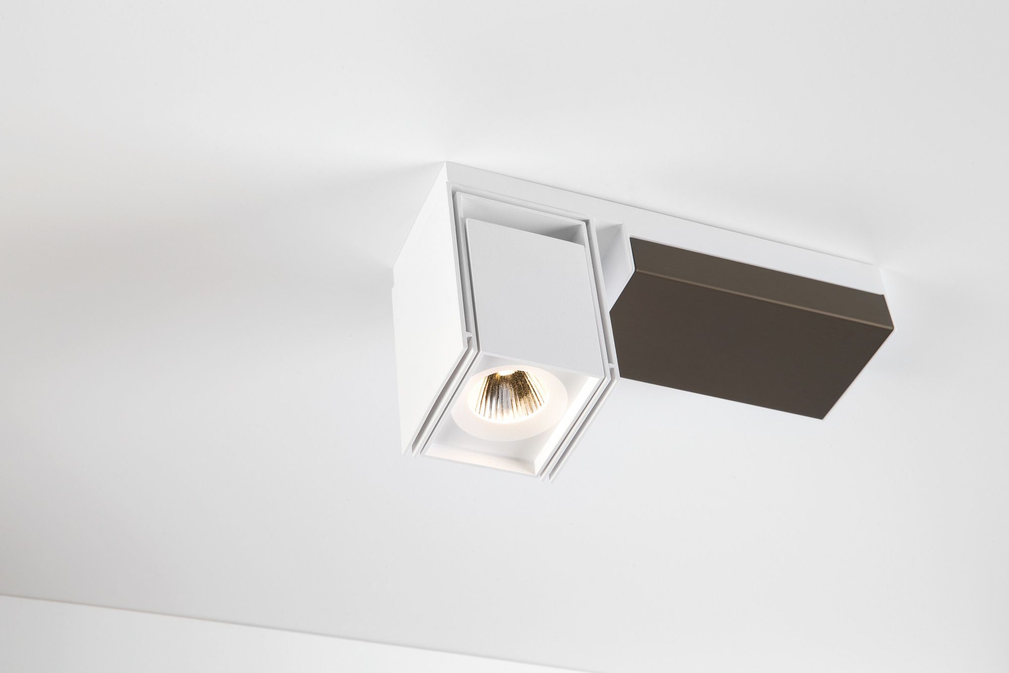 REKTOR | Ceiling spotlight Rektor Collection By Modular Lighting ...