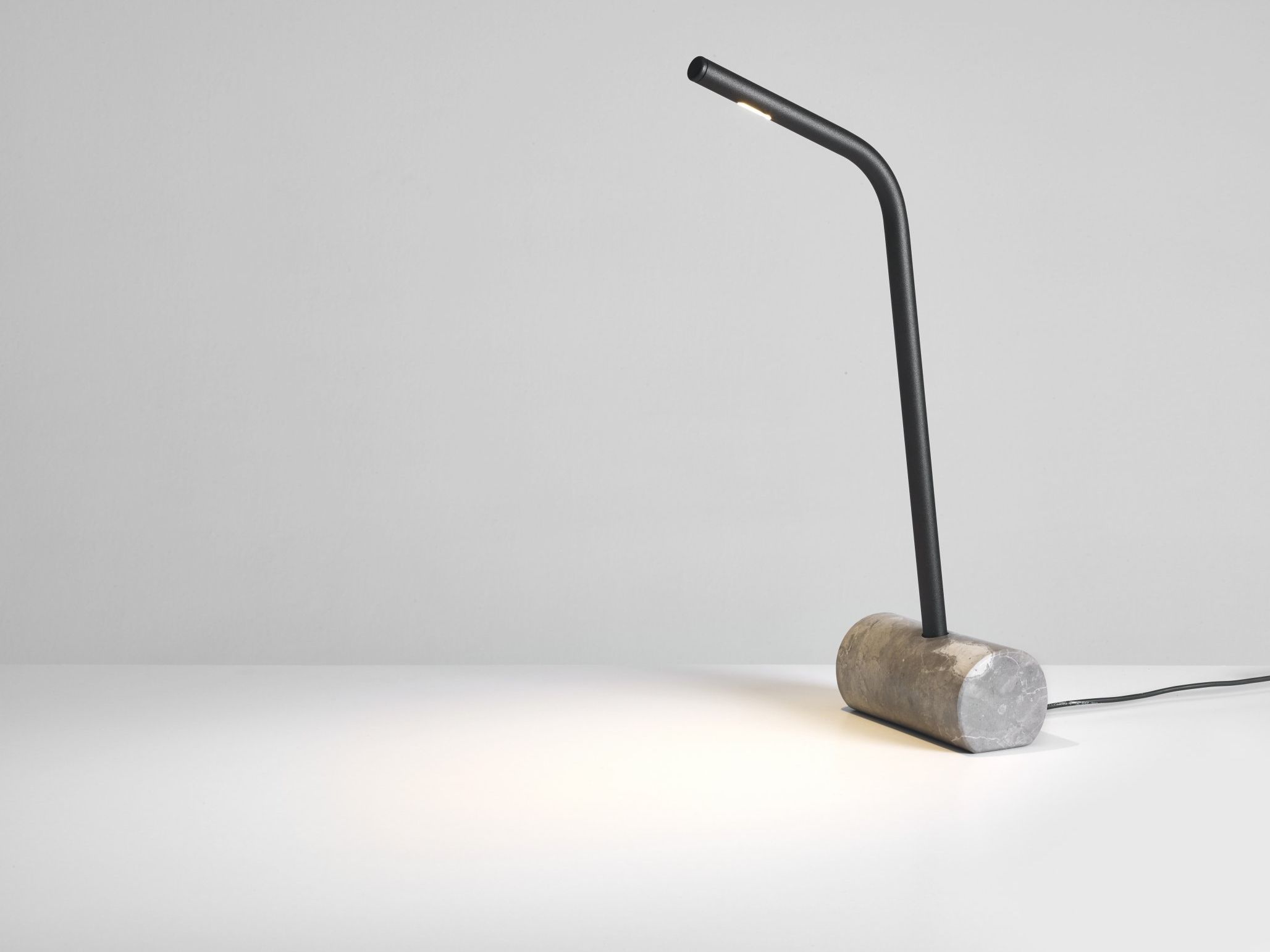 CHAMFER | Marble table lamp By PER-USE design Charly Cnops, David Braeckman