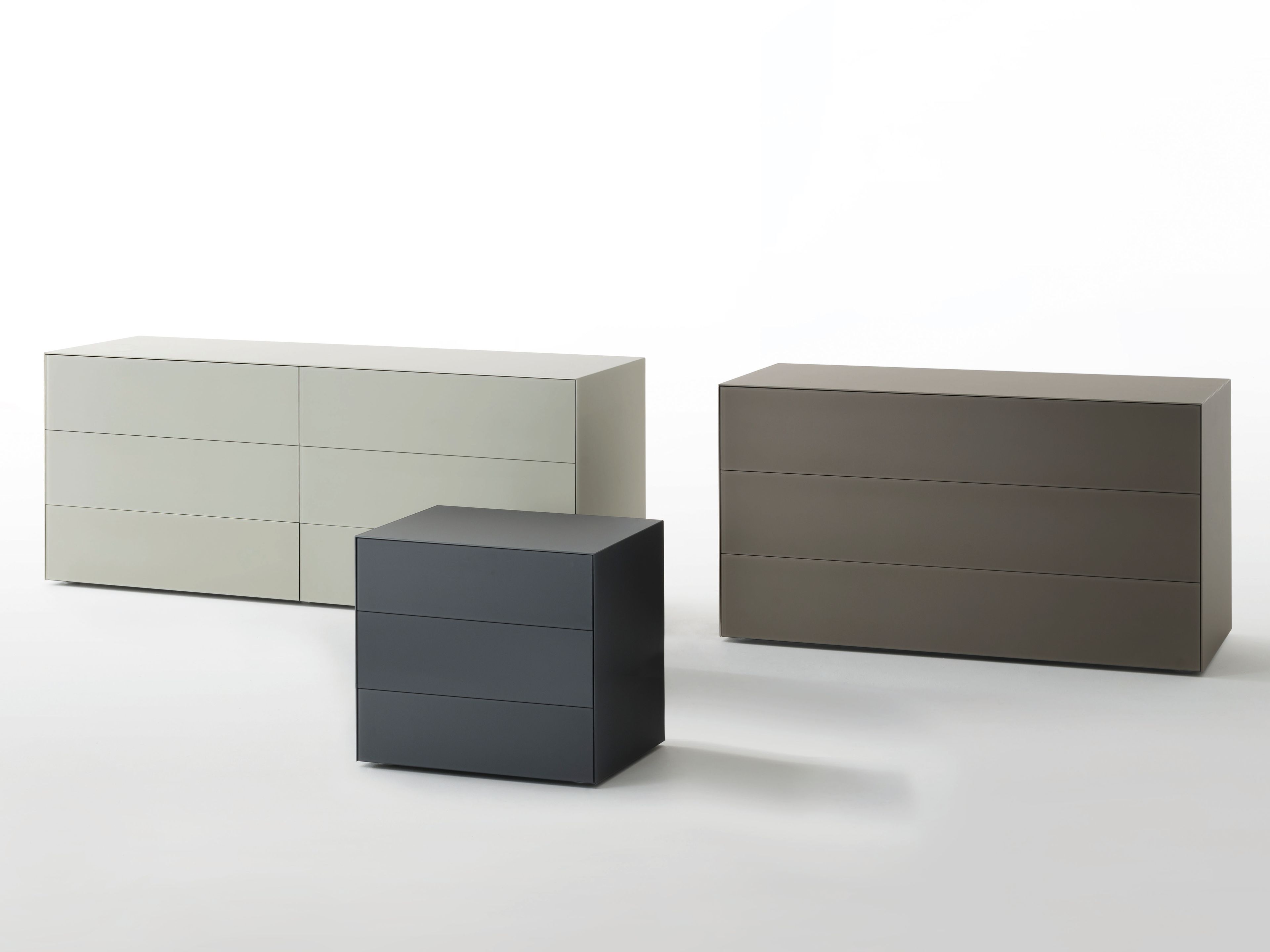 MAGIC BOX Crystal chest of drawers By Glas Italia | design Piero Lissoni