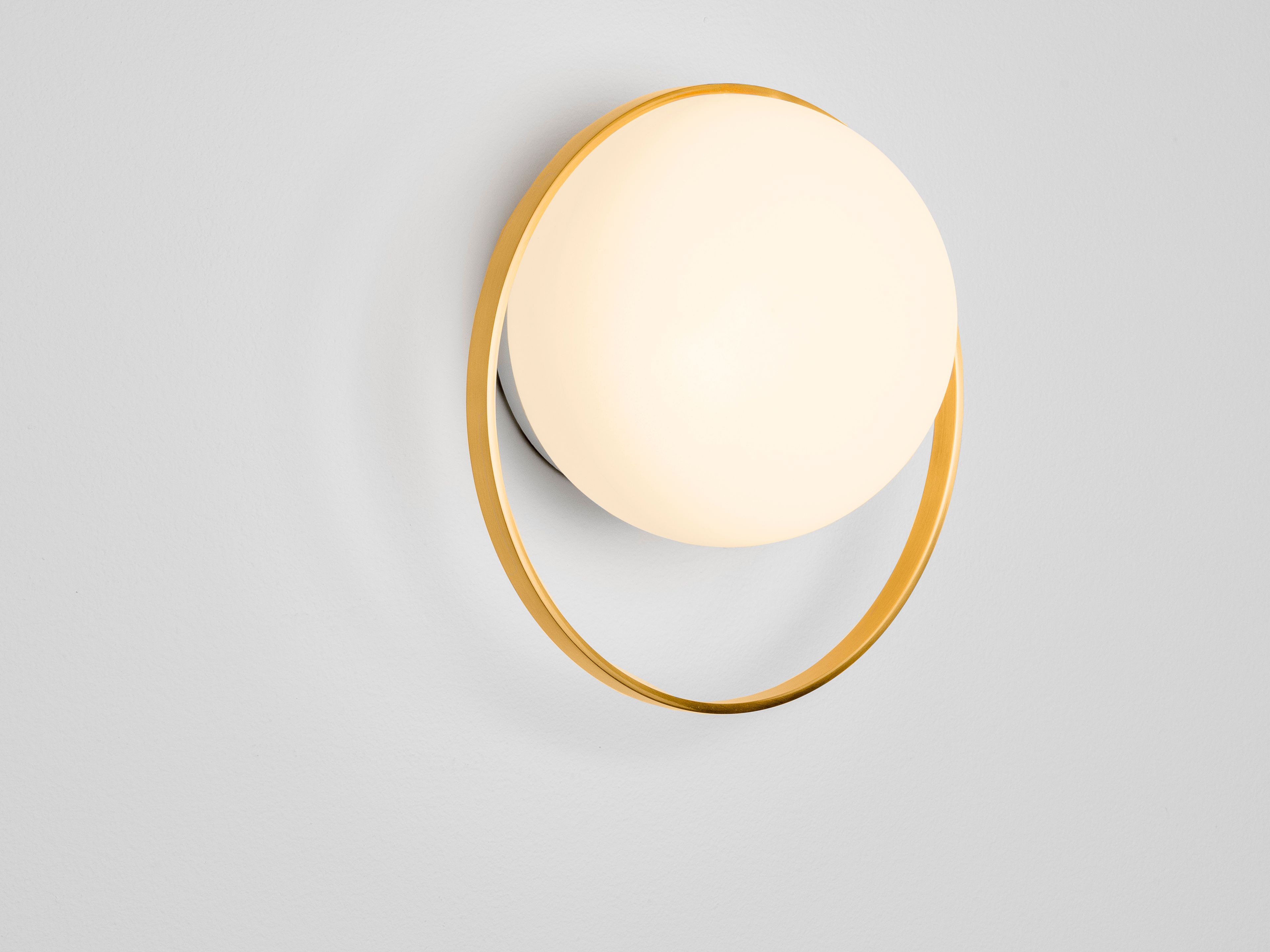 CIRC | LED wall light By Estiluz