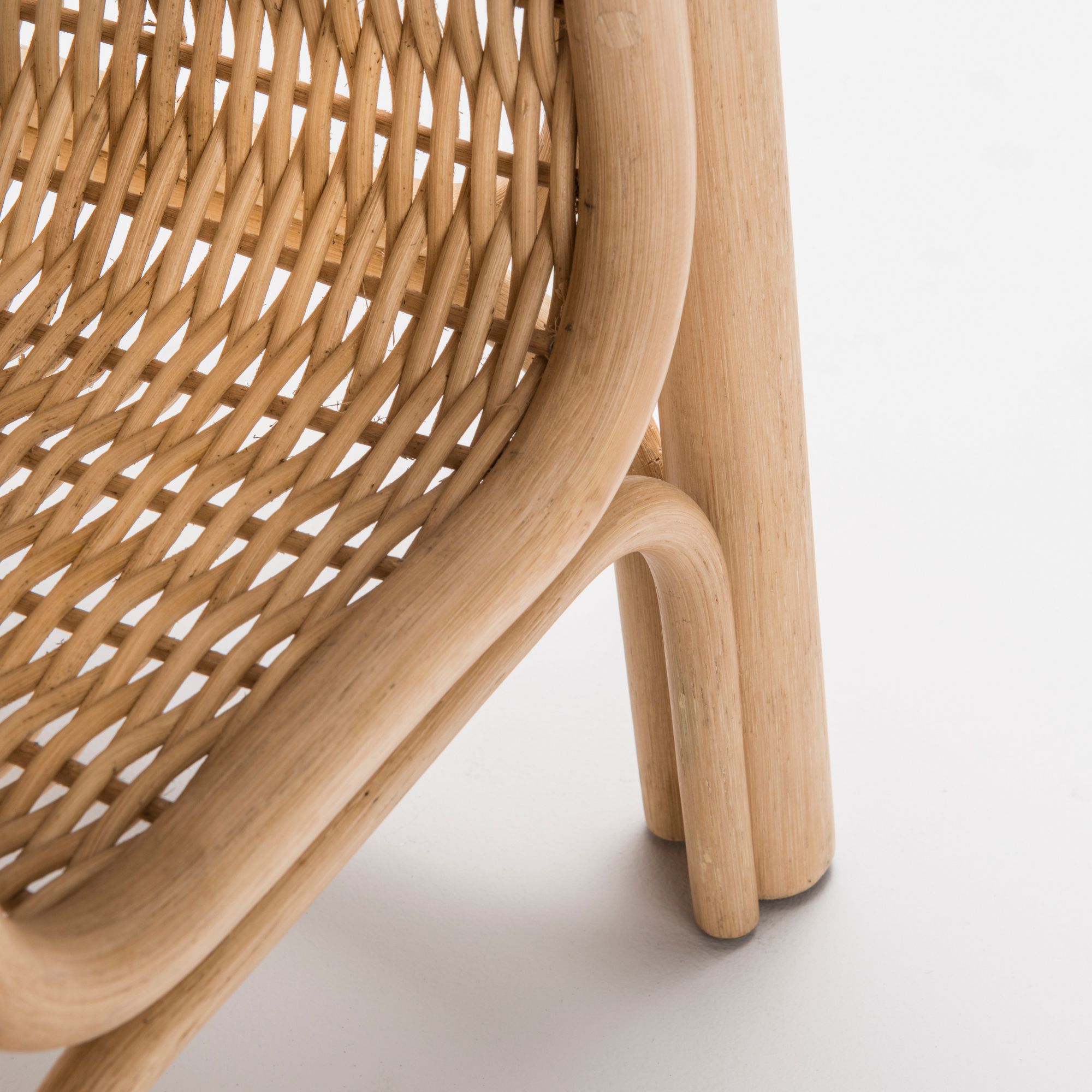 CORRIDOR | High side table By Orchid Edition design Guillaume Delvigne