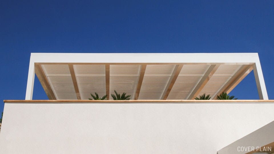 COVER PLAIN | Freestanding pergola By STUDIO 66