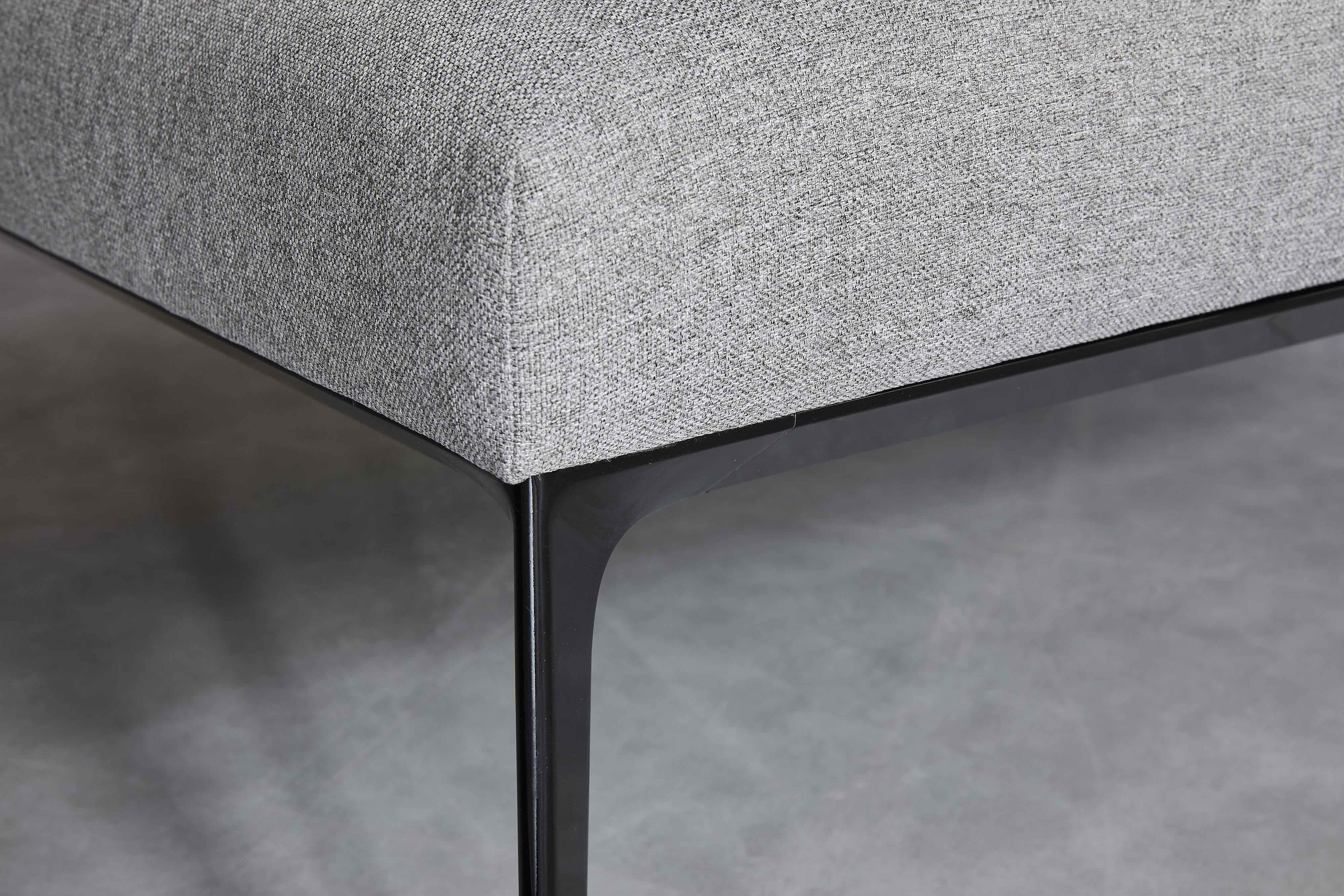 DADA | Bench Upholstered fabric bench By grado design
