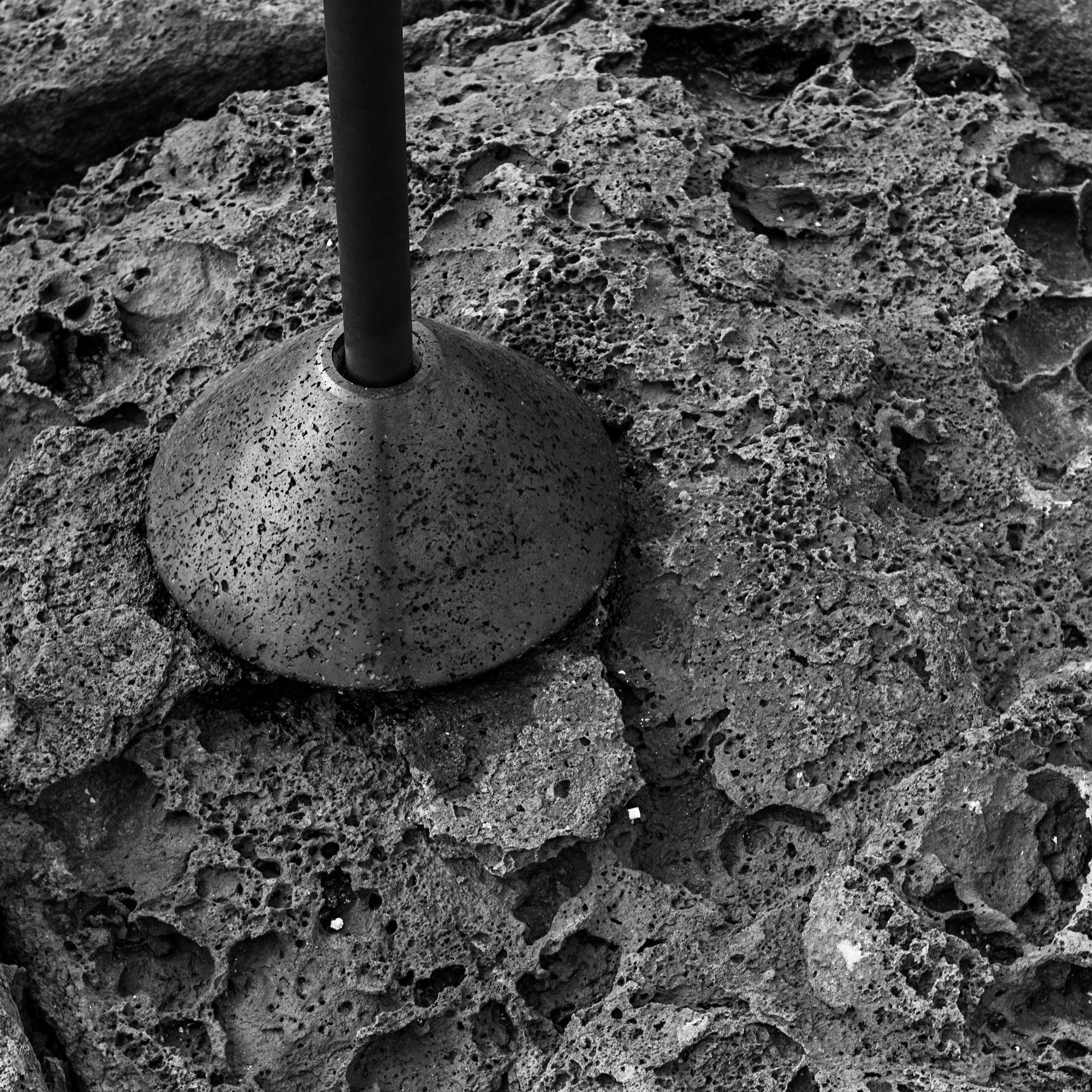 DING | High table By BUZAO