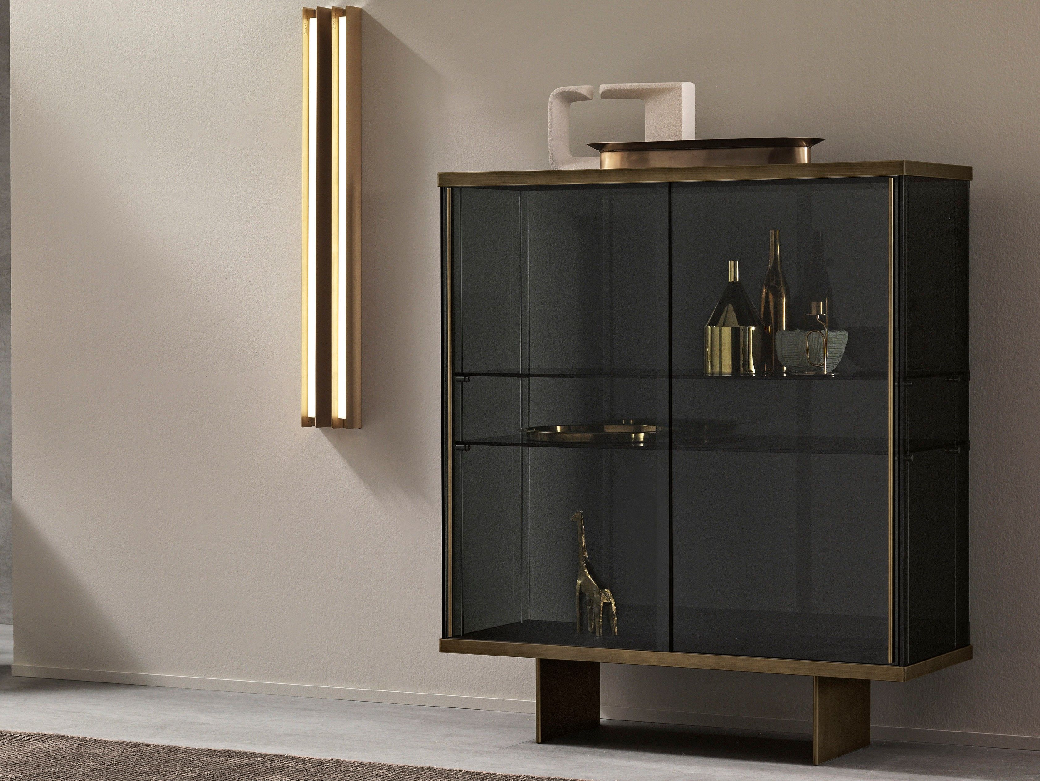 EAST SIDE | Display cabinet East Side Collection By Tonelli Design ...