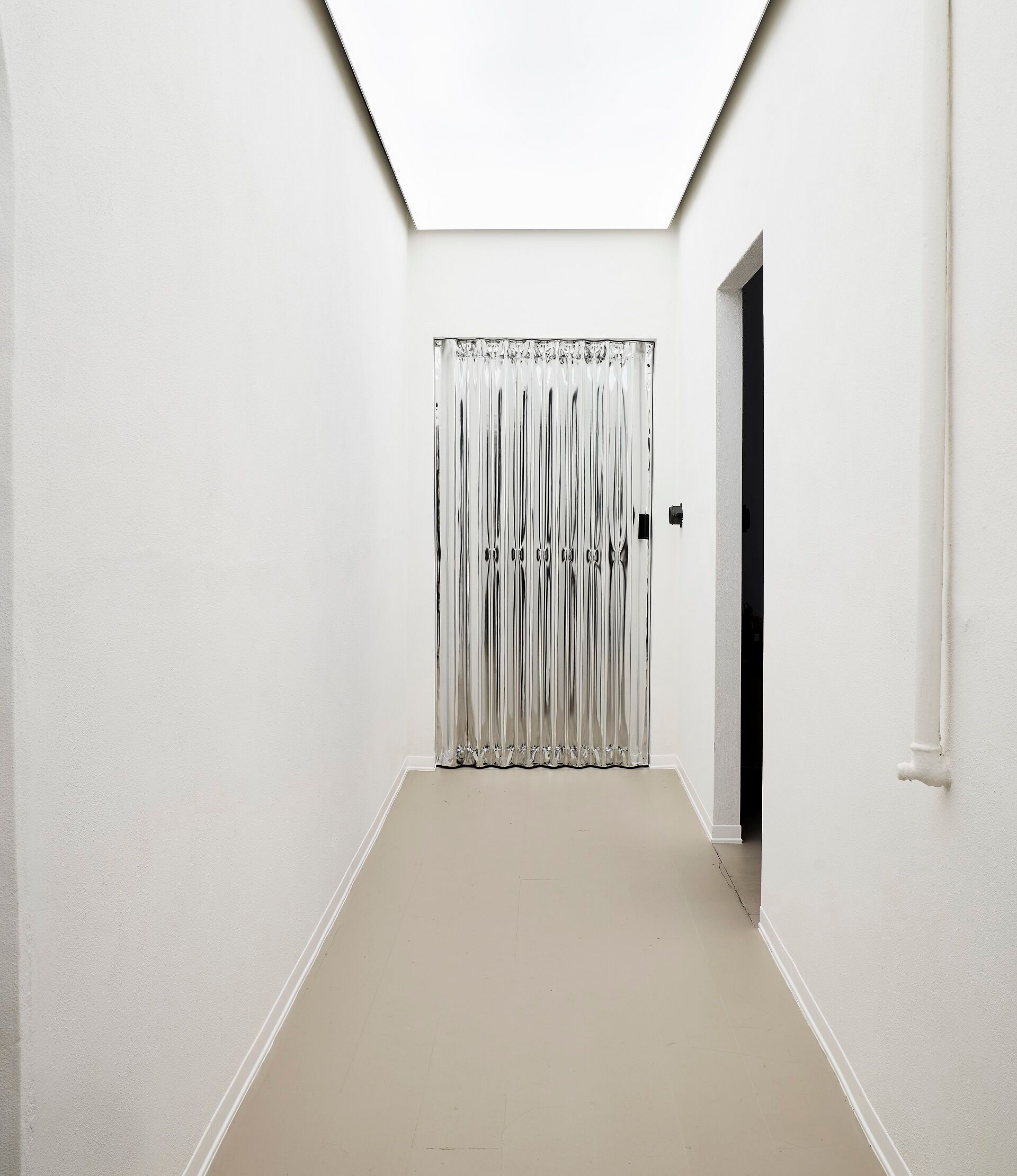 Lateral opening door Textile door By Dooor