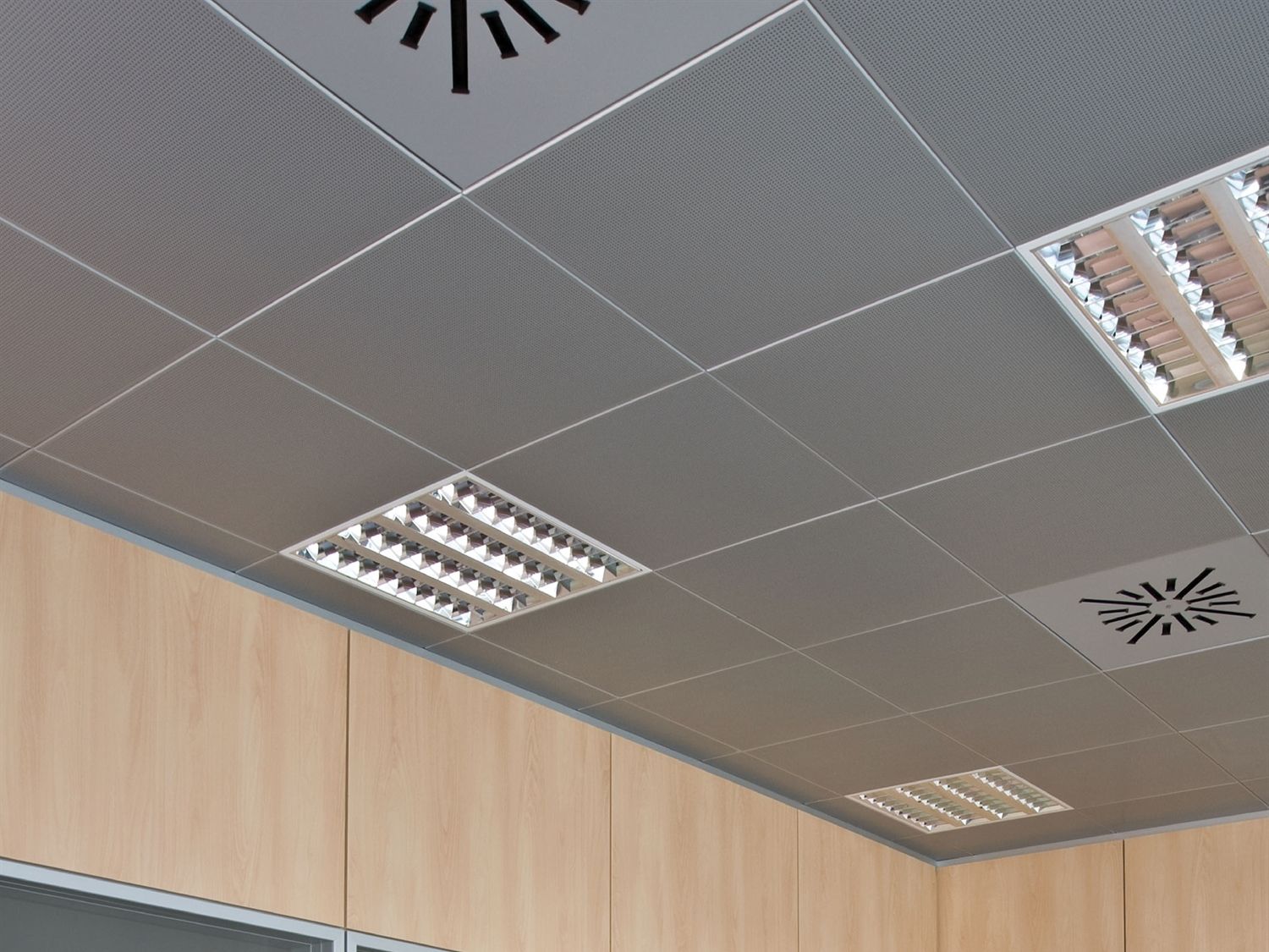 DOWN CLIP 200 ceiling panels By CBI Europe