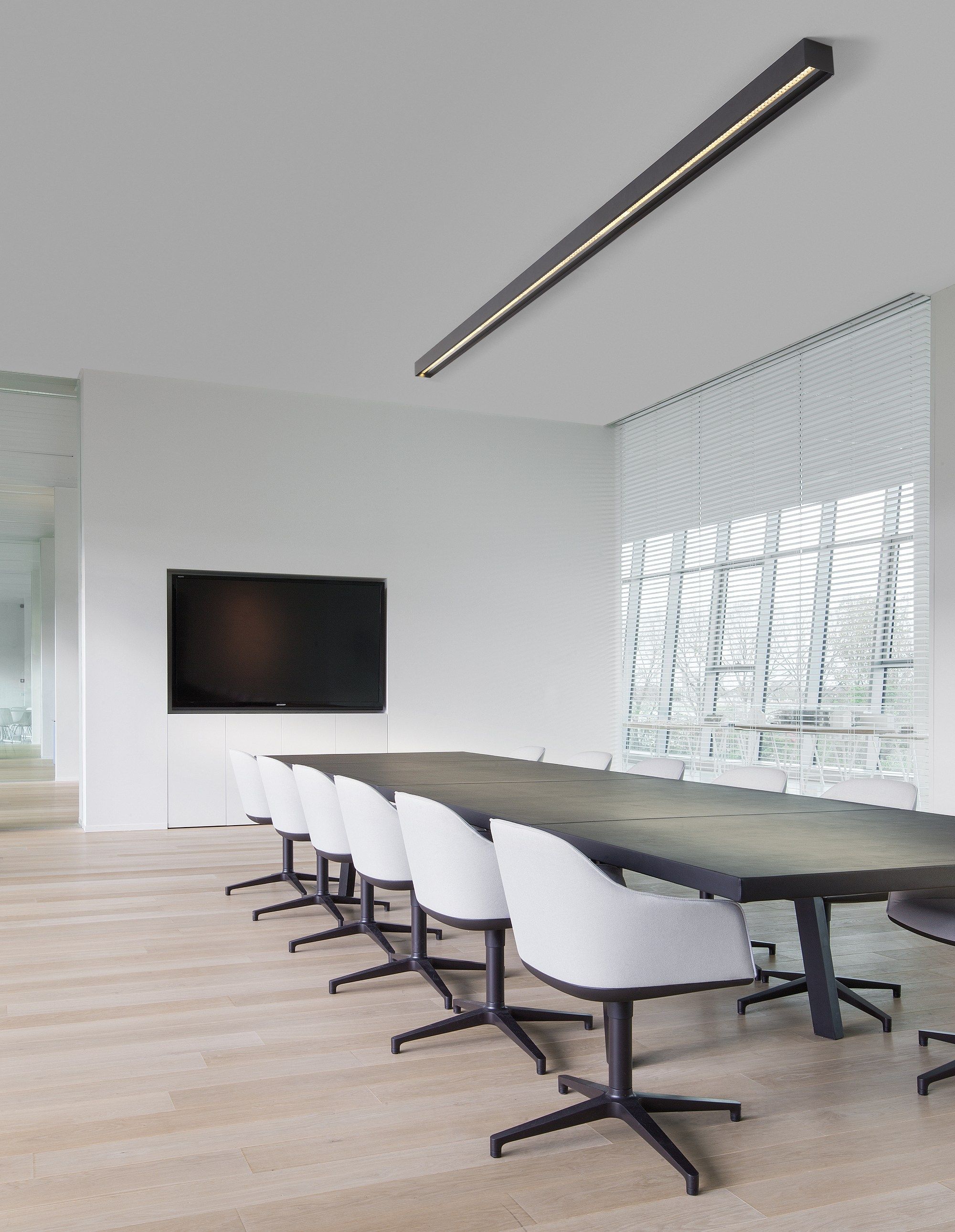 DRUPL70 LED ceiling lamp By Modular Lighting Instruments