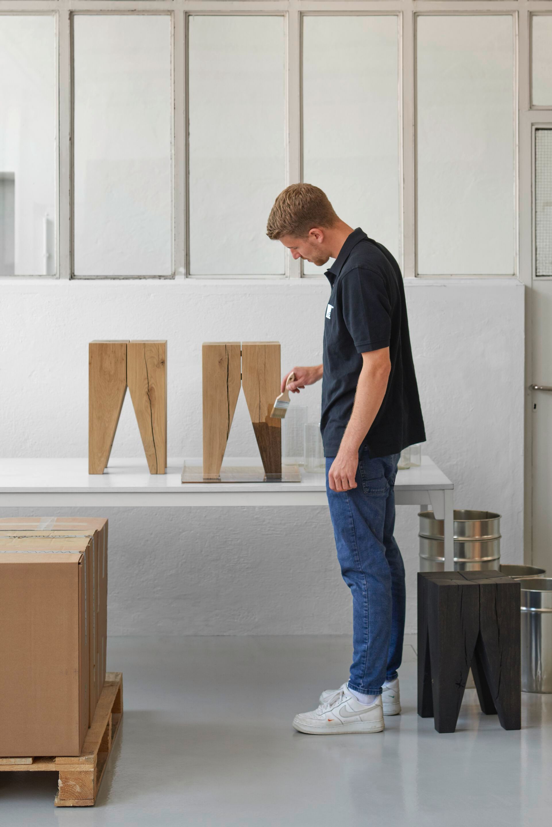 BACKENZAHN BLACK OAK Coffee table By E15