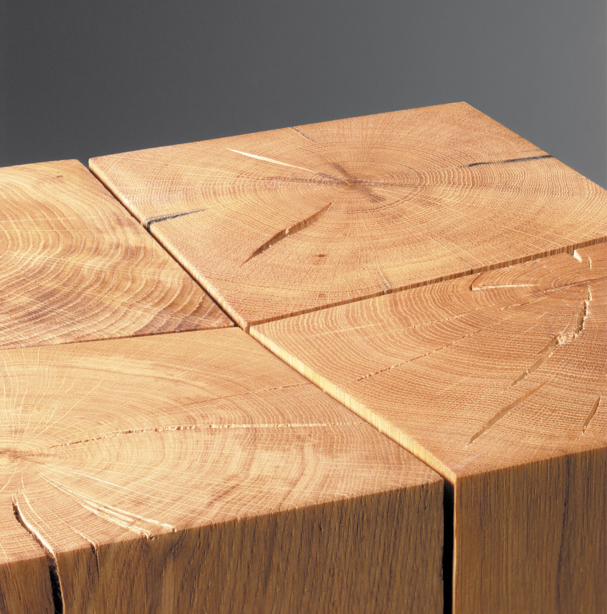 BACKENZAHN™ Wooden stool By E15