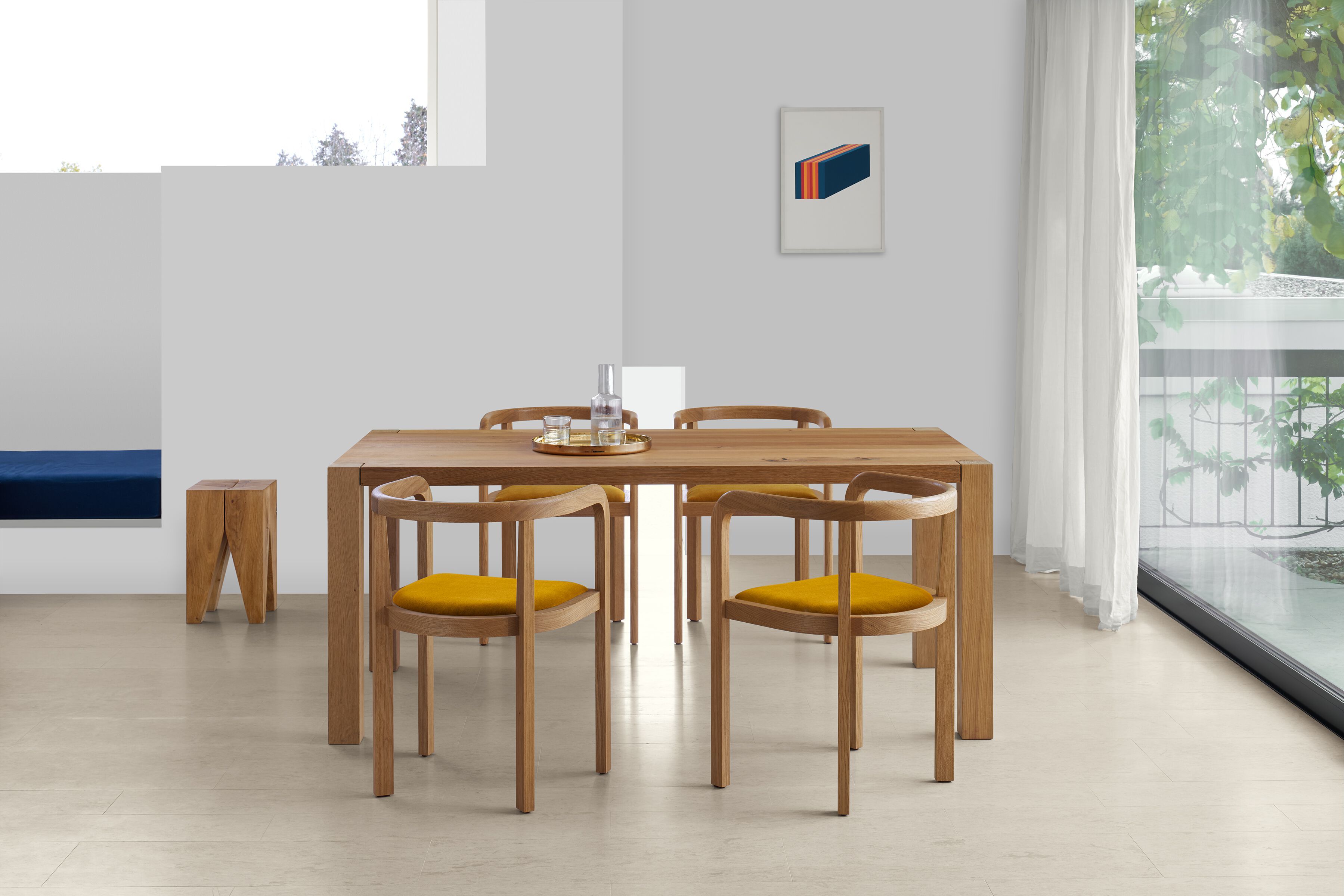 BACKENZAHN™ Wooden stool By E15